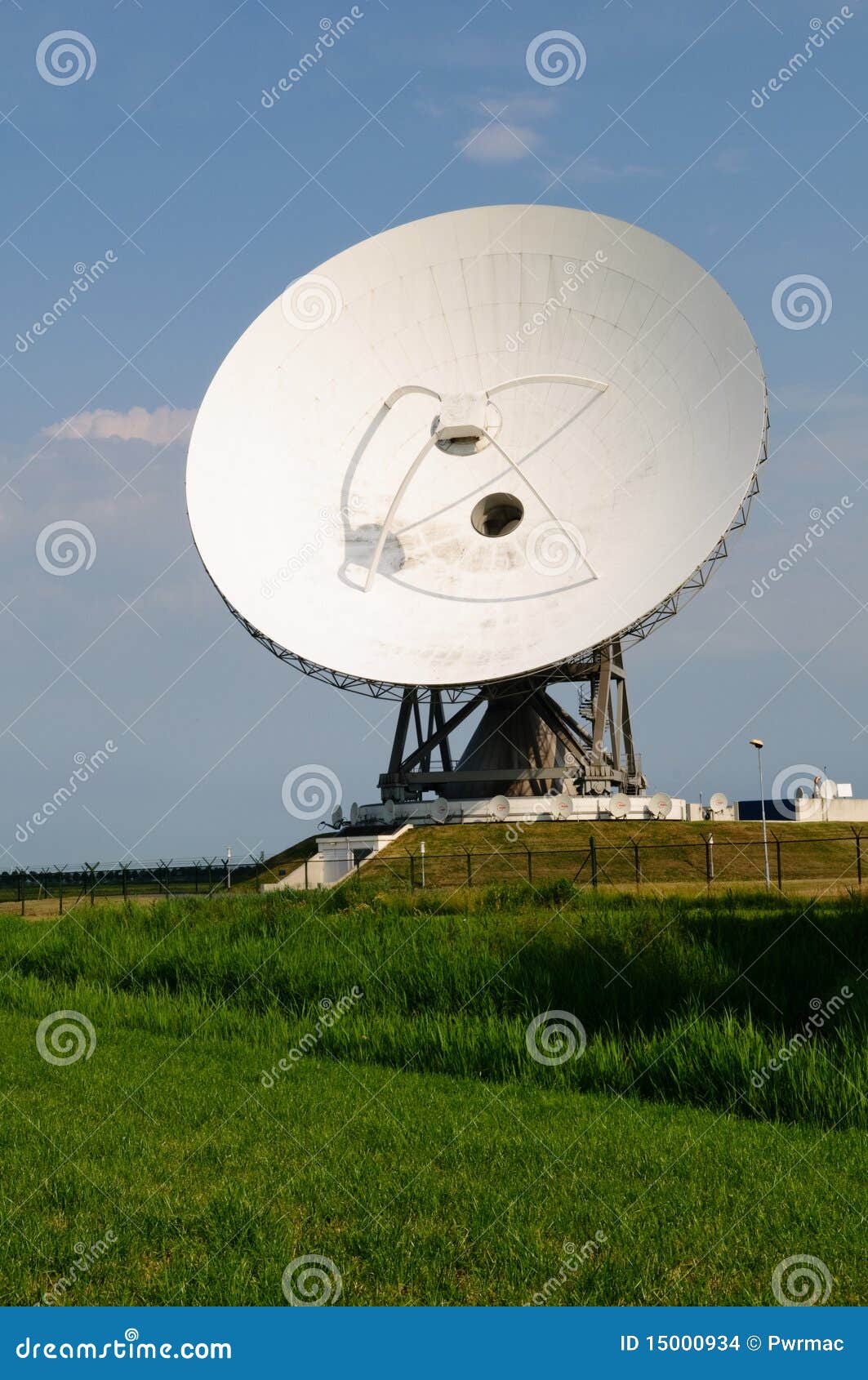 Satellite disc stock photo. Image of broadband, grey - 15000934