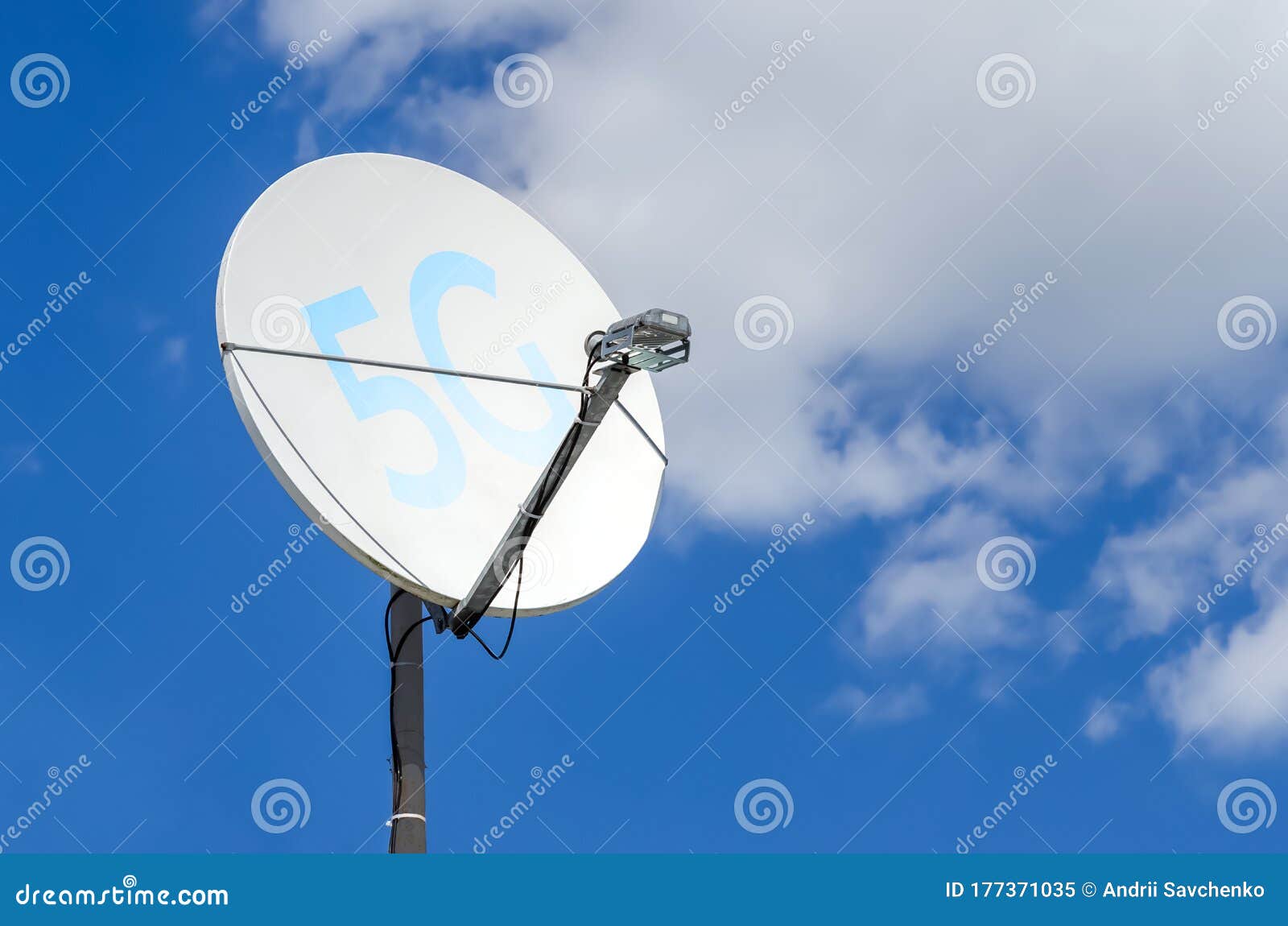 Satellite Dish System 5g Signal Icon Technology Stock Image - Image of ...