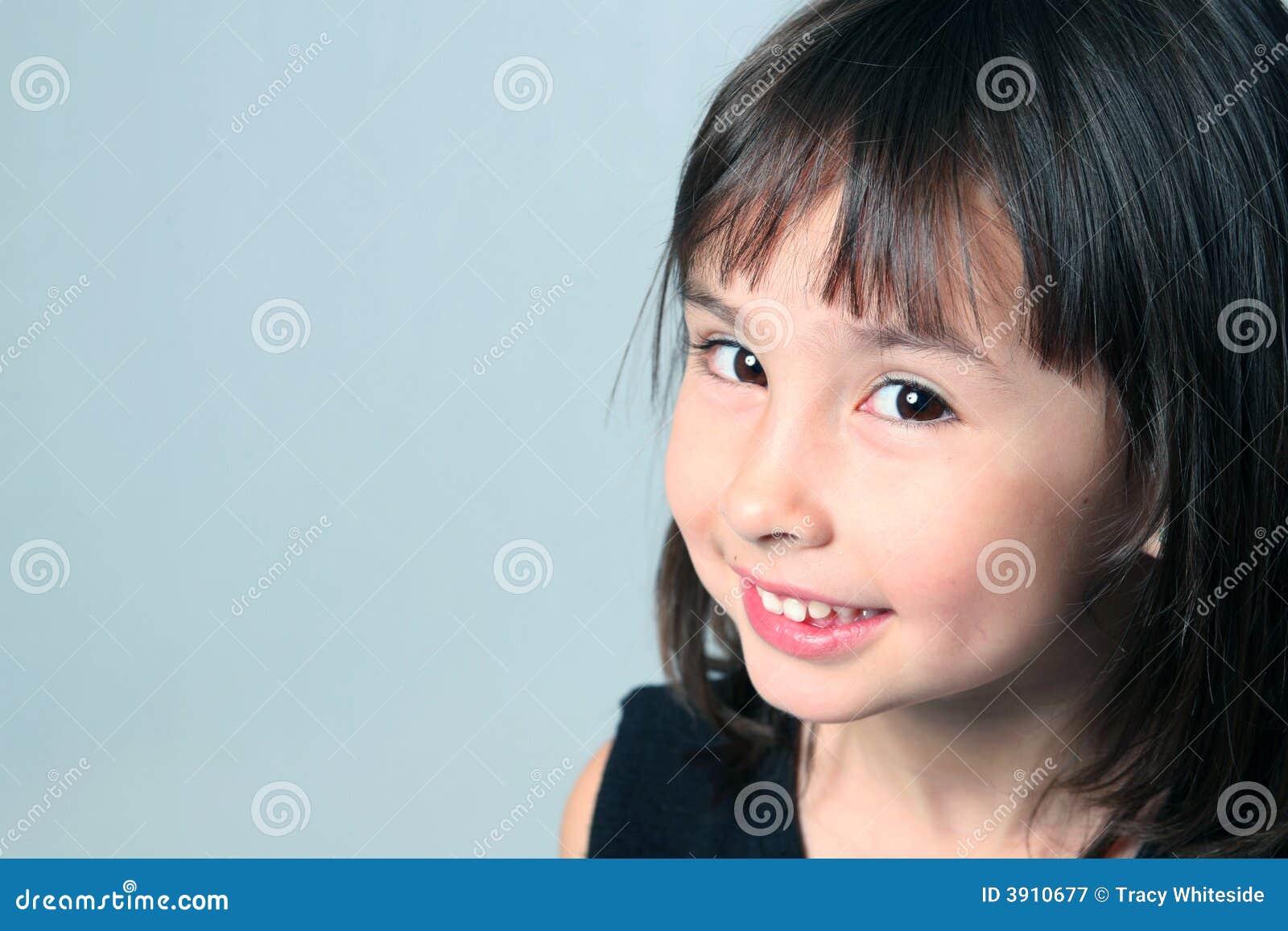 Satisfecho imagen de archivo. Imagen de sonrisa, modelo - 3910677