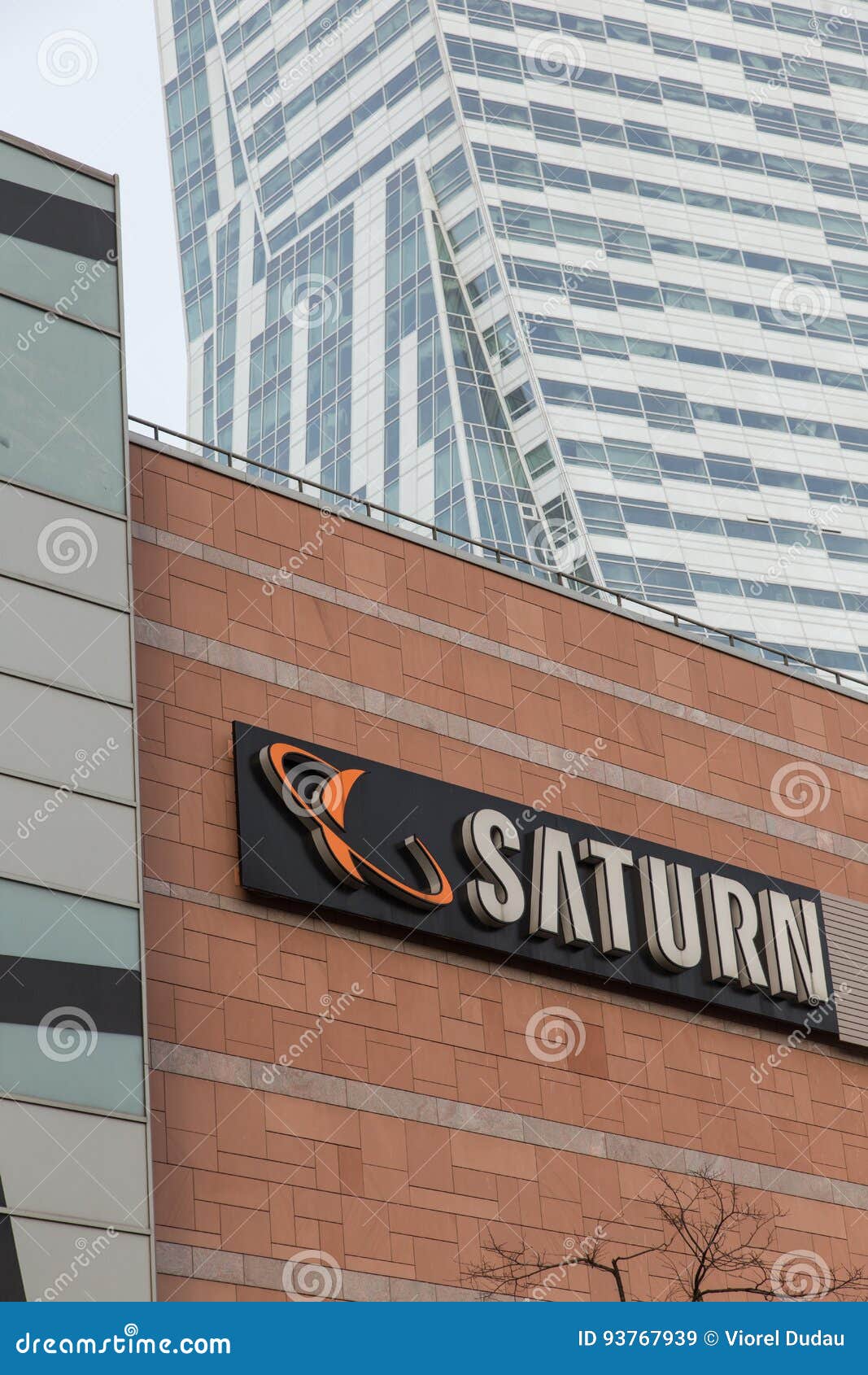 Saturn-Logo und -fahne redaktionelles stockbild. Bild von system - 93767939