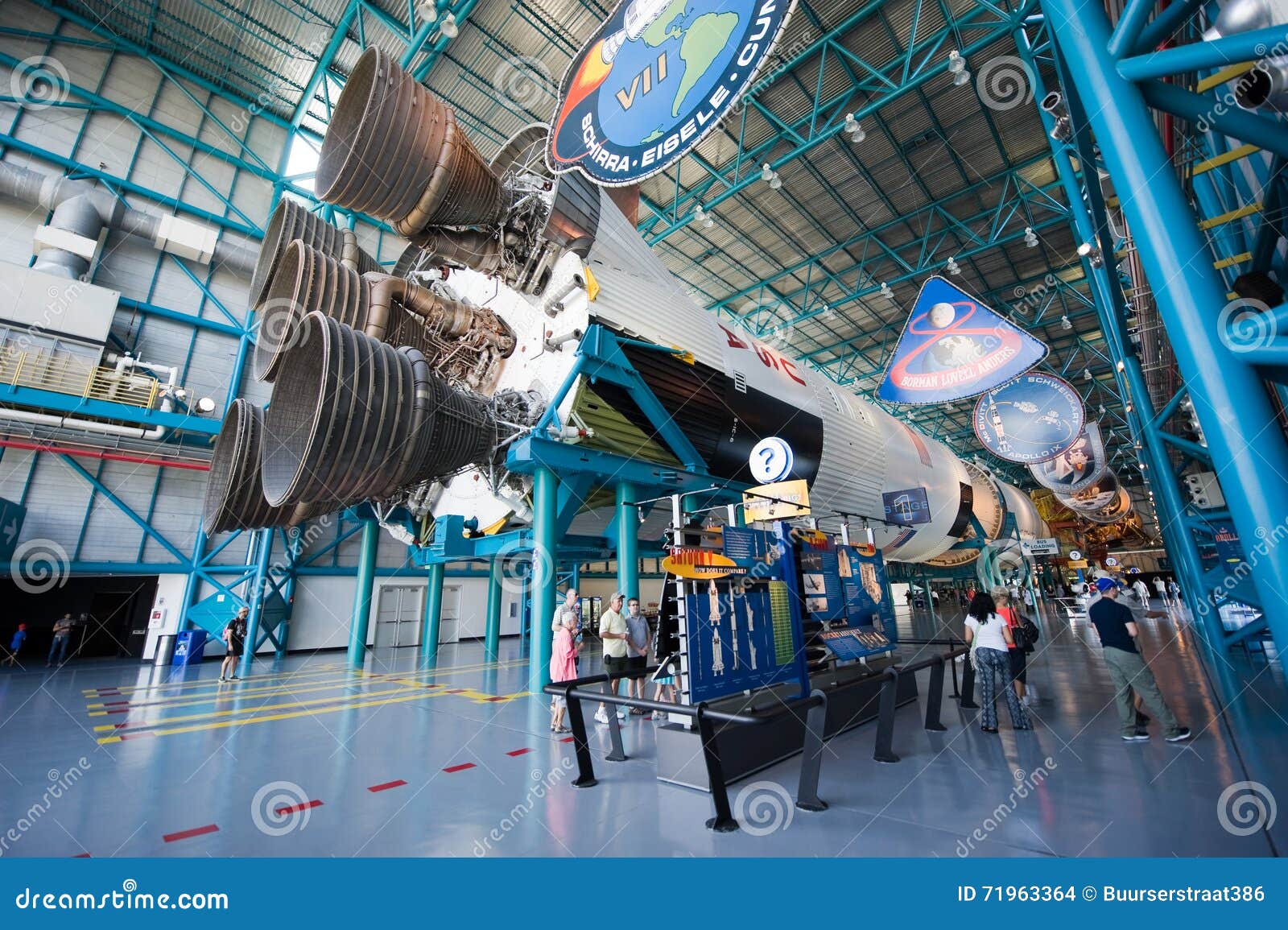 Saturn V Raket in Kennedy Space Center Redactionele Stock Afbeelding ...