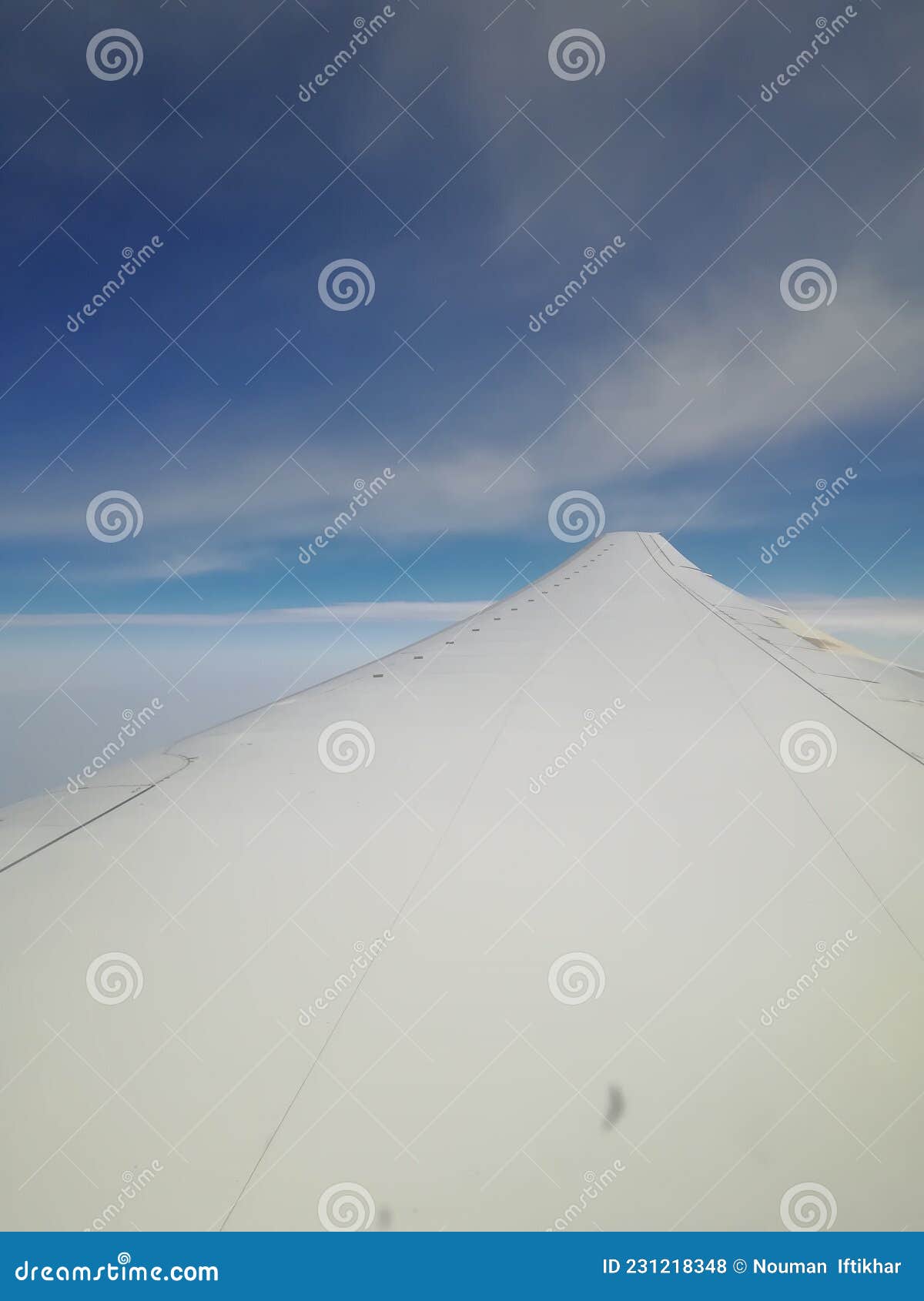 Saudi Airline Plane Right Side Full Wing View Stock Photo - Image of ...