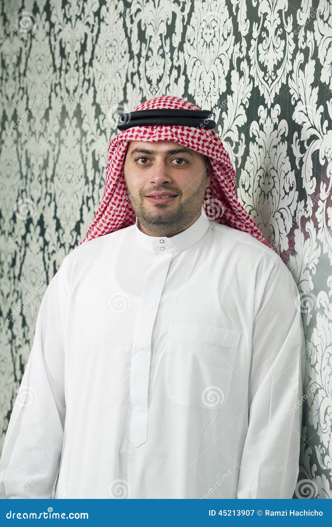 Saudi Arabian Young Businessman Posing Stock Image - Image of dubai ...