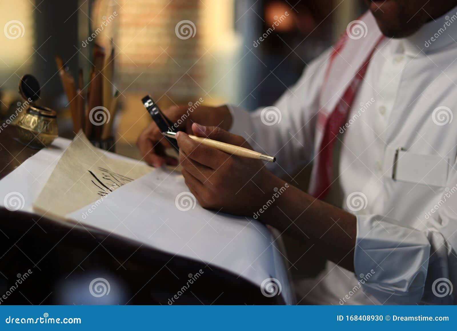 Skilled Arab Man Doing Arabic Calligraphy Stock Photo - Image of arabic ...