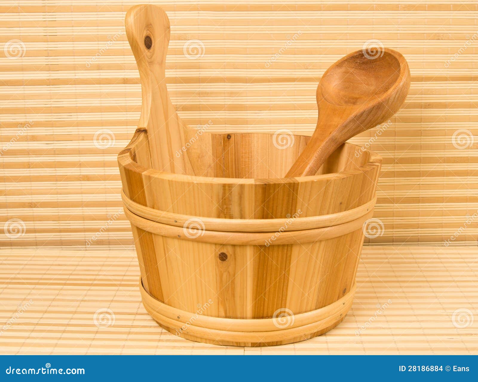 Sauna bucket and spoon stock photo. Image of spoon, bamboo - 28186884