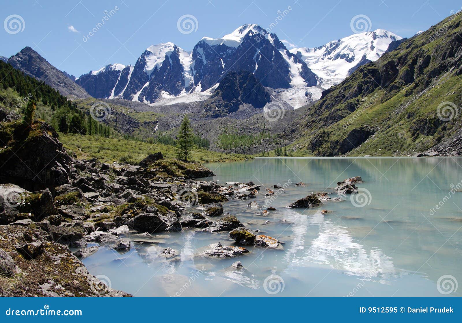 Savlo rock face stock image. Image of reflection, mirror - 9512595