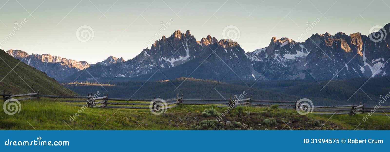 Sawtooth Mountain Range, Idaho Stock Image - Image of mountain ...