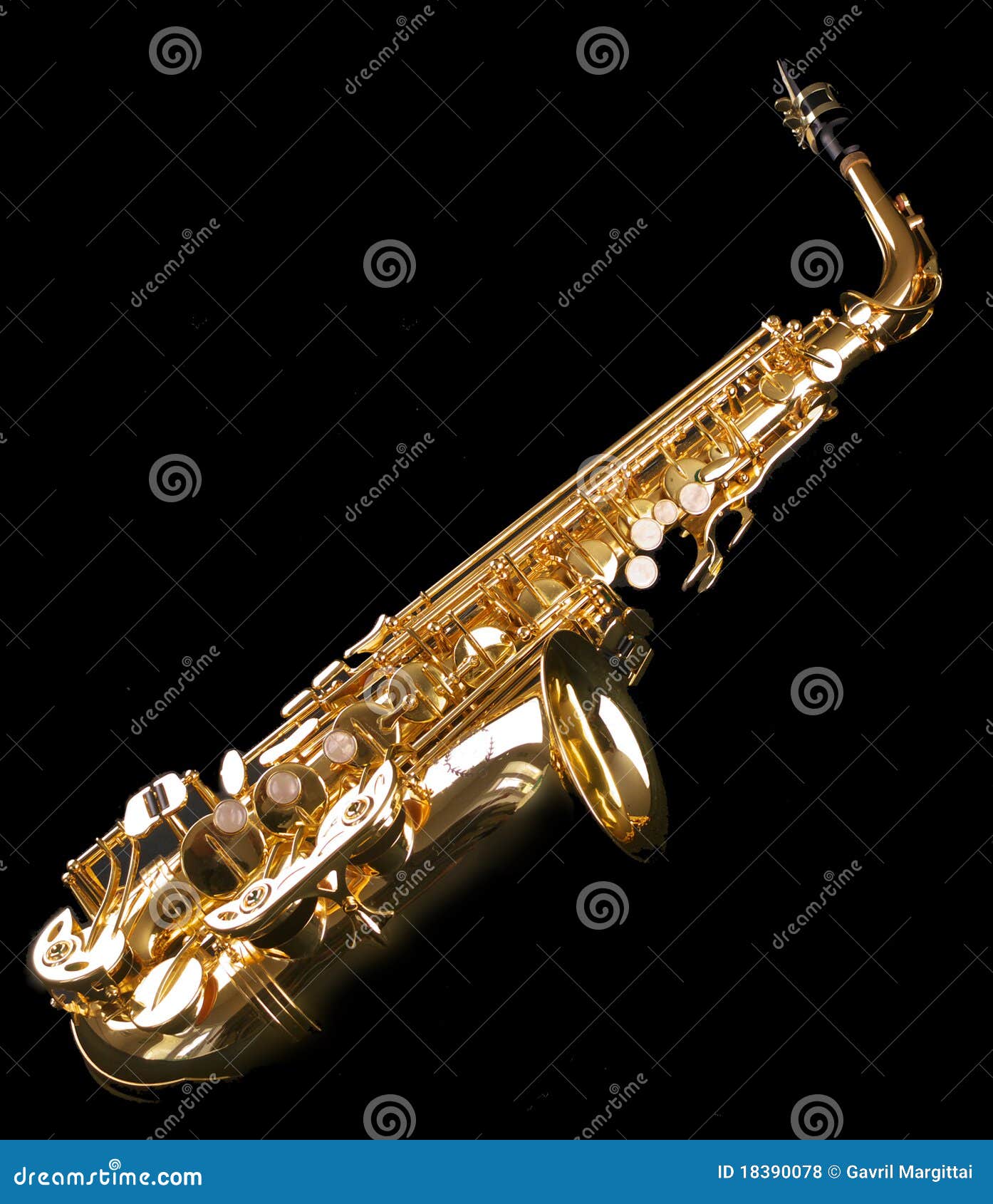 Saxophon Auf Schwarzem Hintergrund Stockfoto - Bild von instrument ...