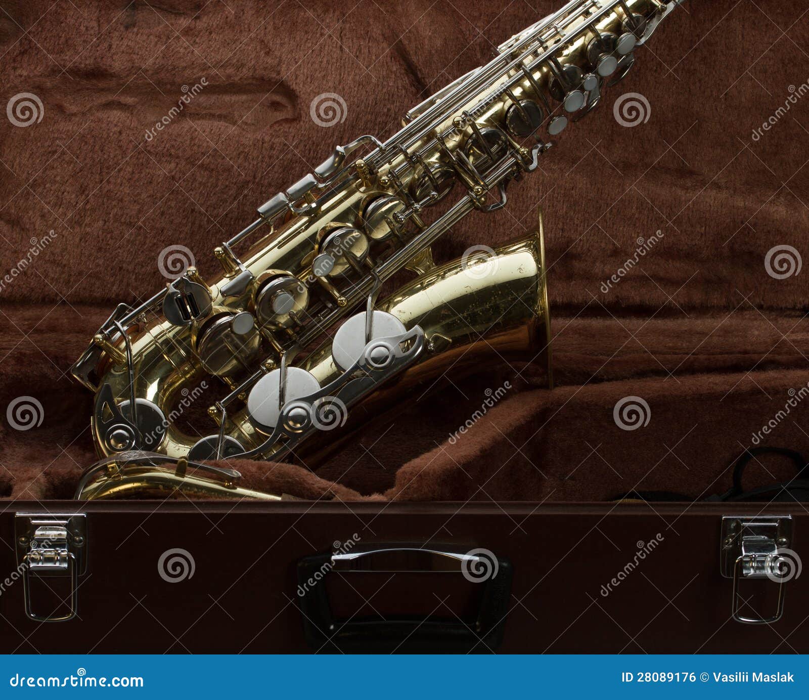 Saxophone photo stock. Image du classique, saxo, culture - 28089176