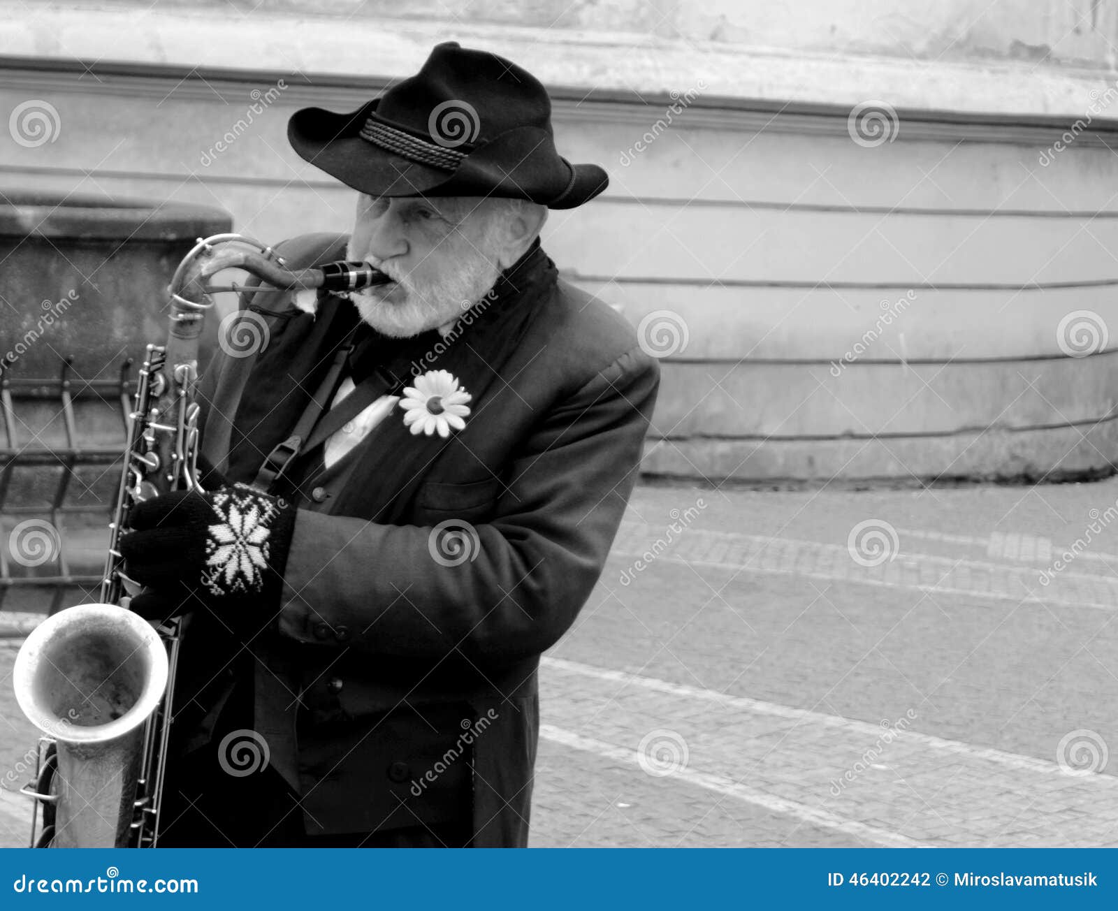 Saxophone player editorial photography. Image of saxophone - 46402242