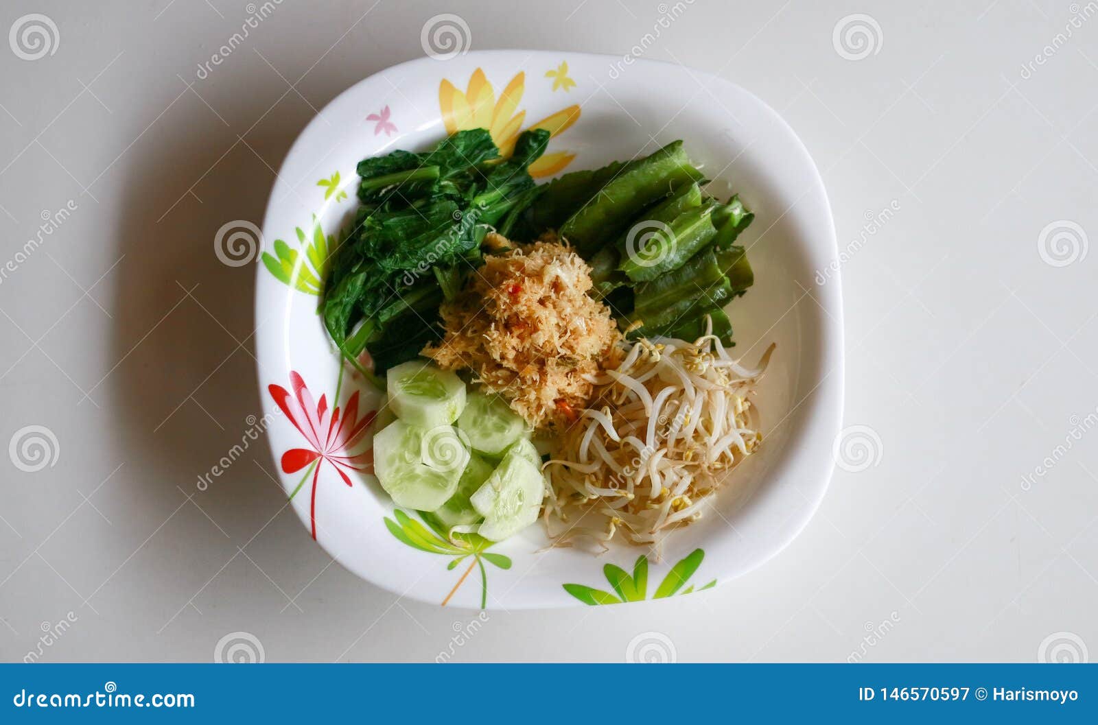 Sayur Urap 库存图片. 图片 包括有 聚会所, 牌照, 蔬菜, 印度尼西亚, 鲜美, 叶子, 磨碎 - 146570597