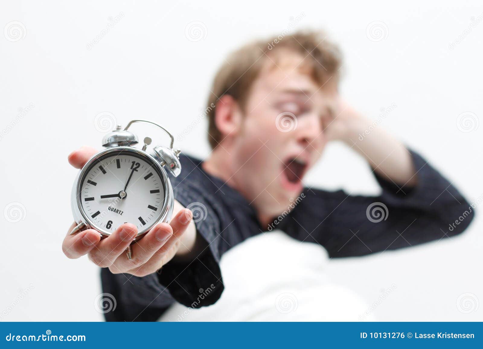 Sbadiglio fotografia stock. Immagine di sonno, uomo, tardo - 10131276