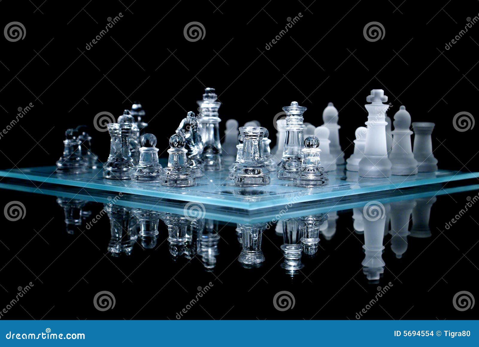 Scacchiera fotografia stock. Immagine di scacchi, scacchiera - 5694554