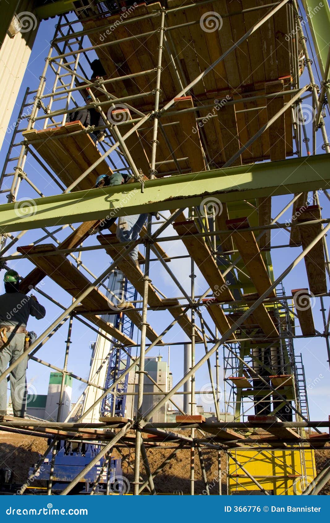 Scaffold stock photo. Image of metal, machinery, tradesman - 366776