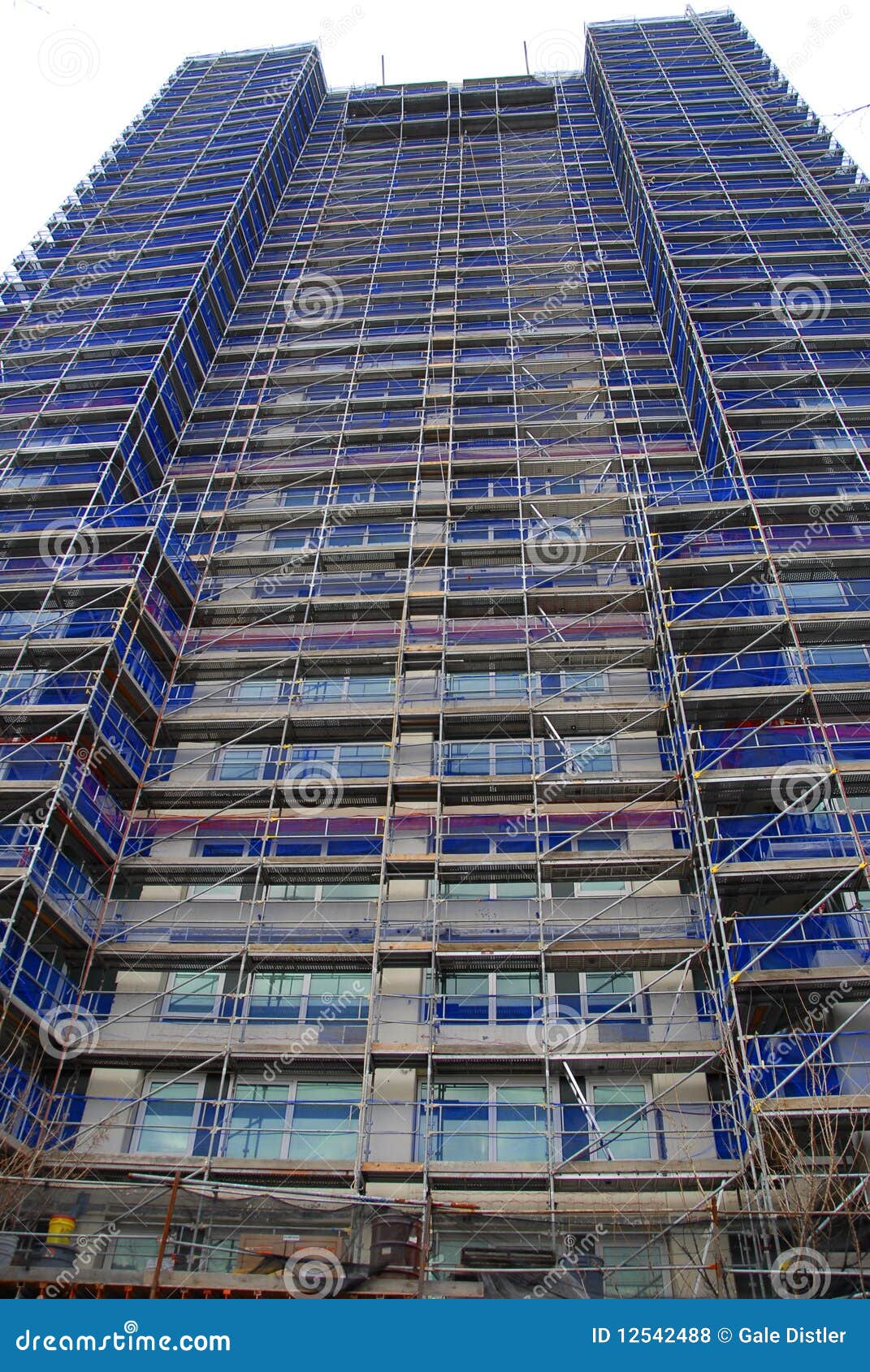 Scaffolded skyscraper stock photo. Image of construct - 12542488