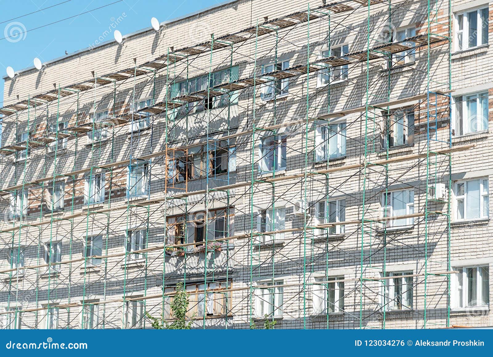 Scaffolding on the Facade of House Stock Photo - Image of city ...