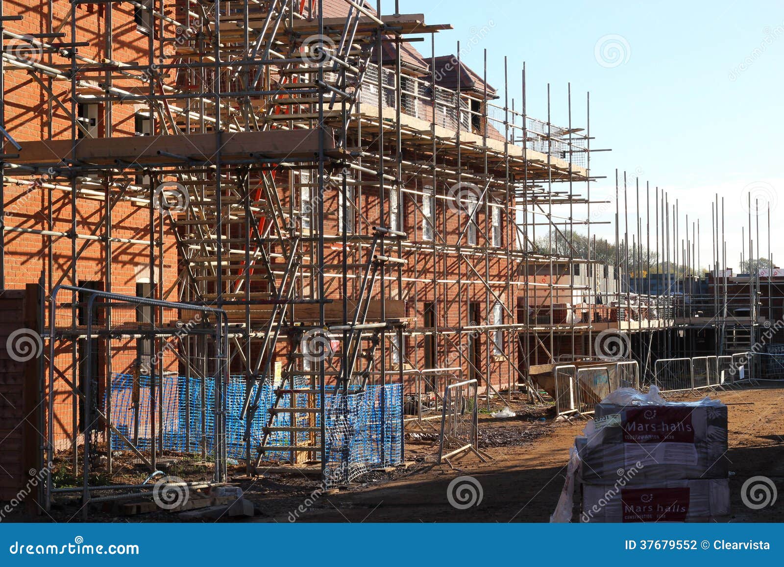 Scaffolding on a New Build Home. Editorial Photography - Image of house ...