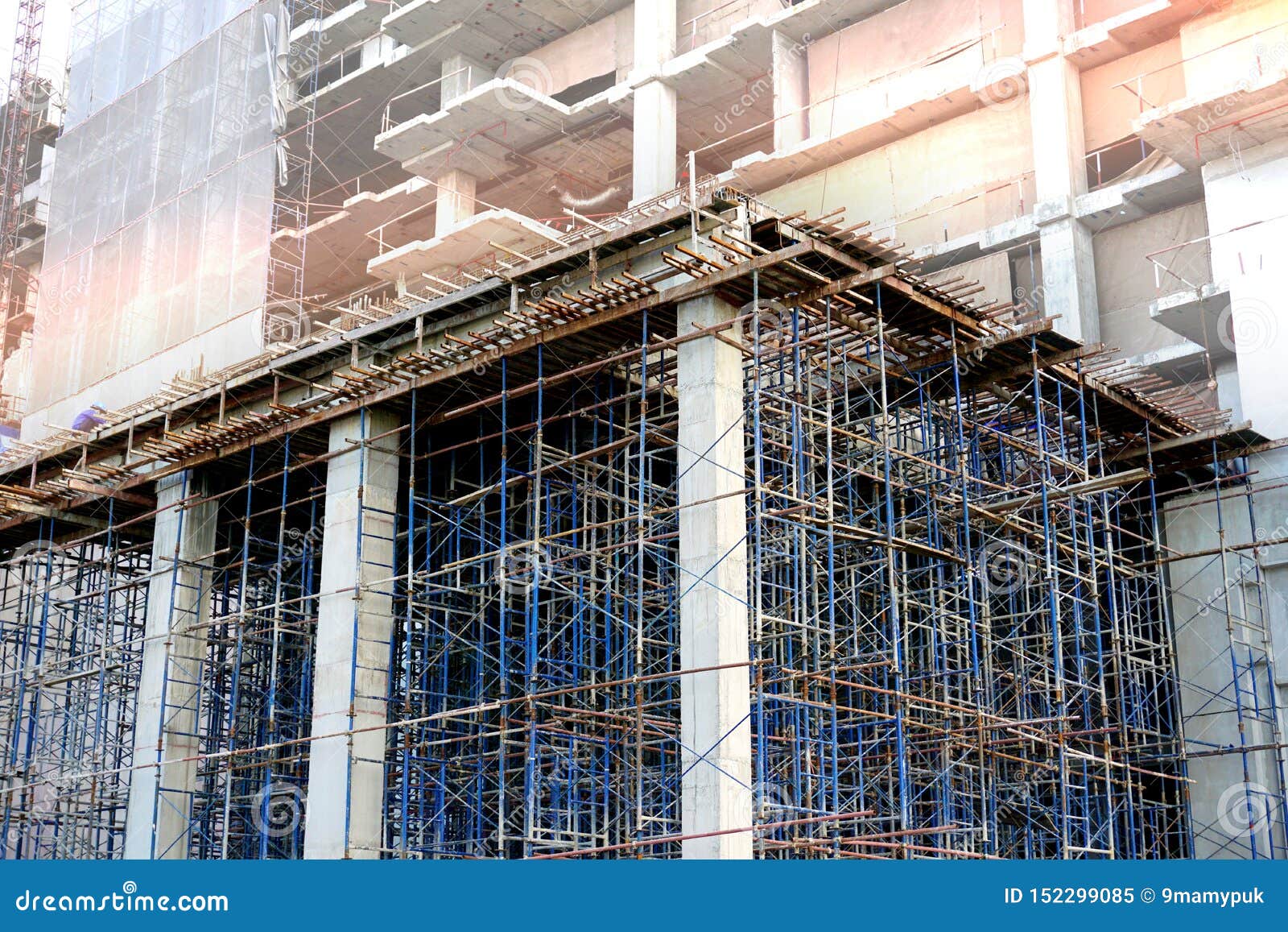 Scaffolding Platform for Support Under Construction High Building ...