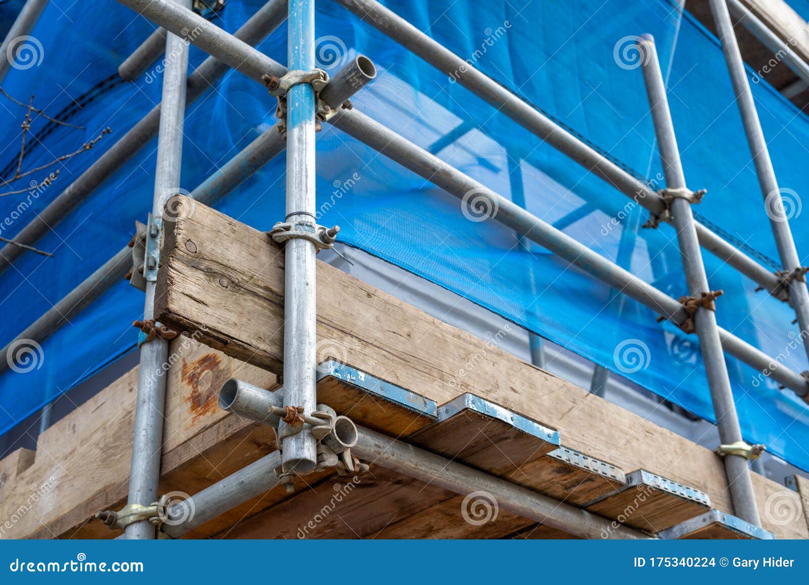 Construction Scaffolding Poles Stock Photos - Download 1,431 Royalty ...