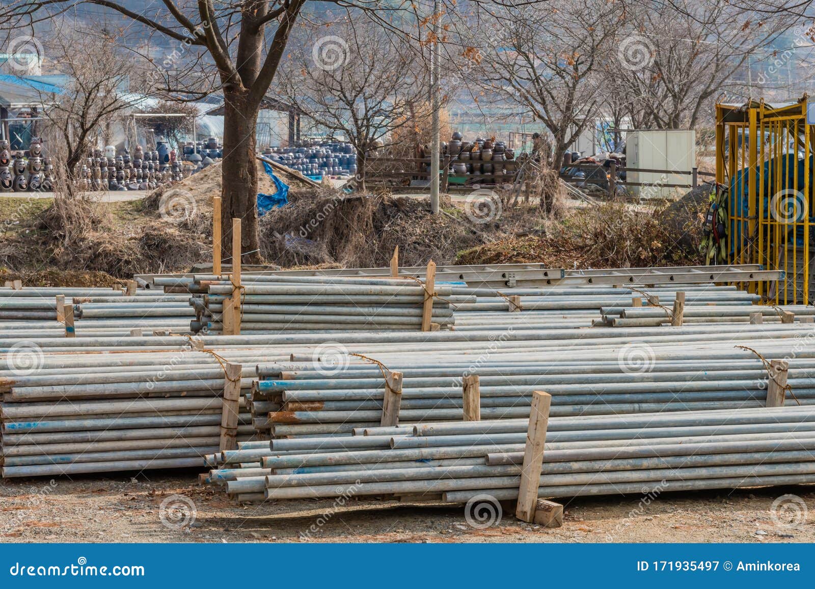 Scaffolding Rods And Platform Sections Stock Photo | CartoonDealer.com ...