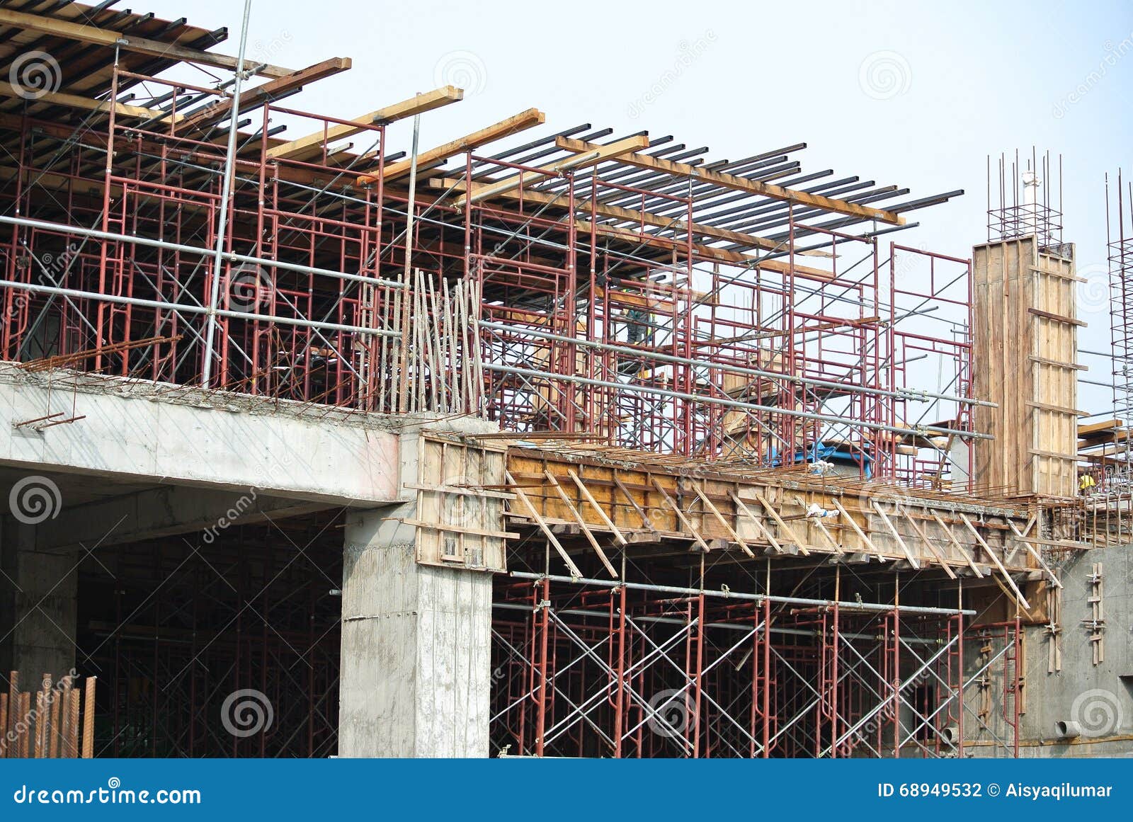 Scaffolding Used To Support a Platform or Form Work Stock Photo - Image ...