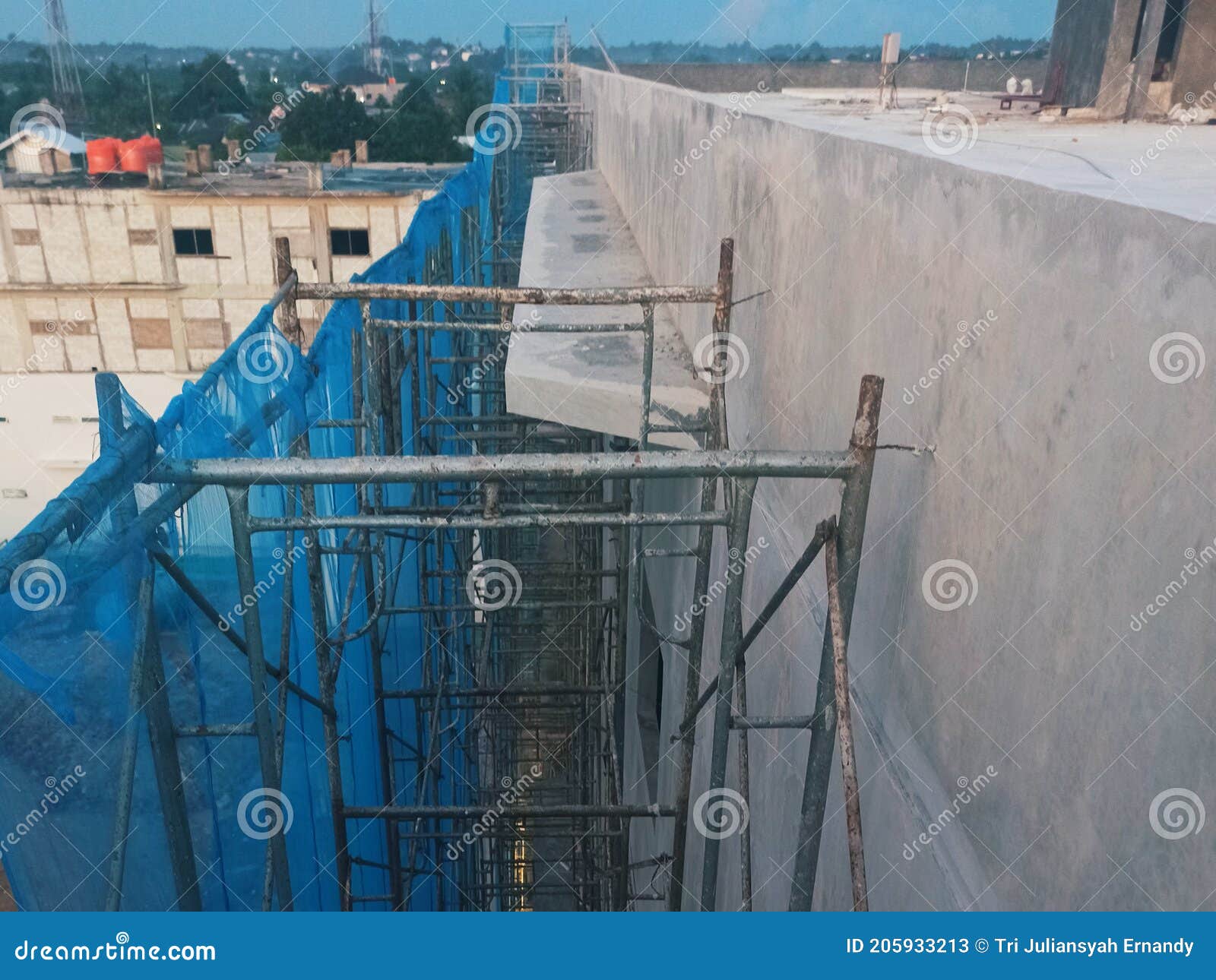 017 - Scafolding at the Construction Site Editorial Stock Photo - Image ...