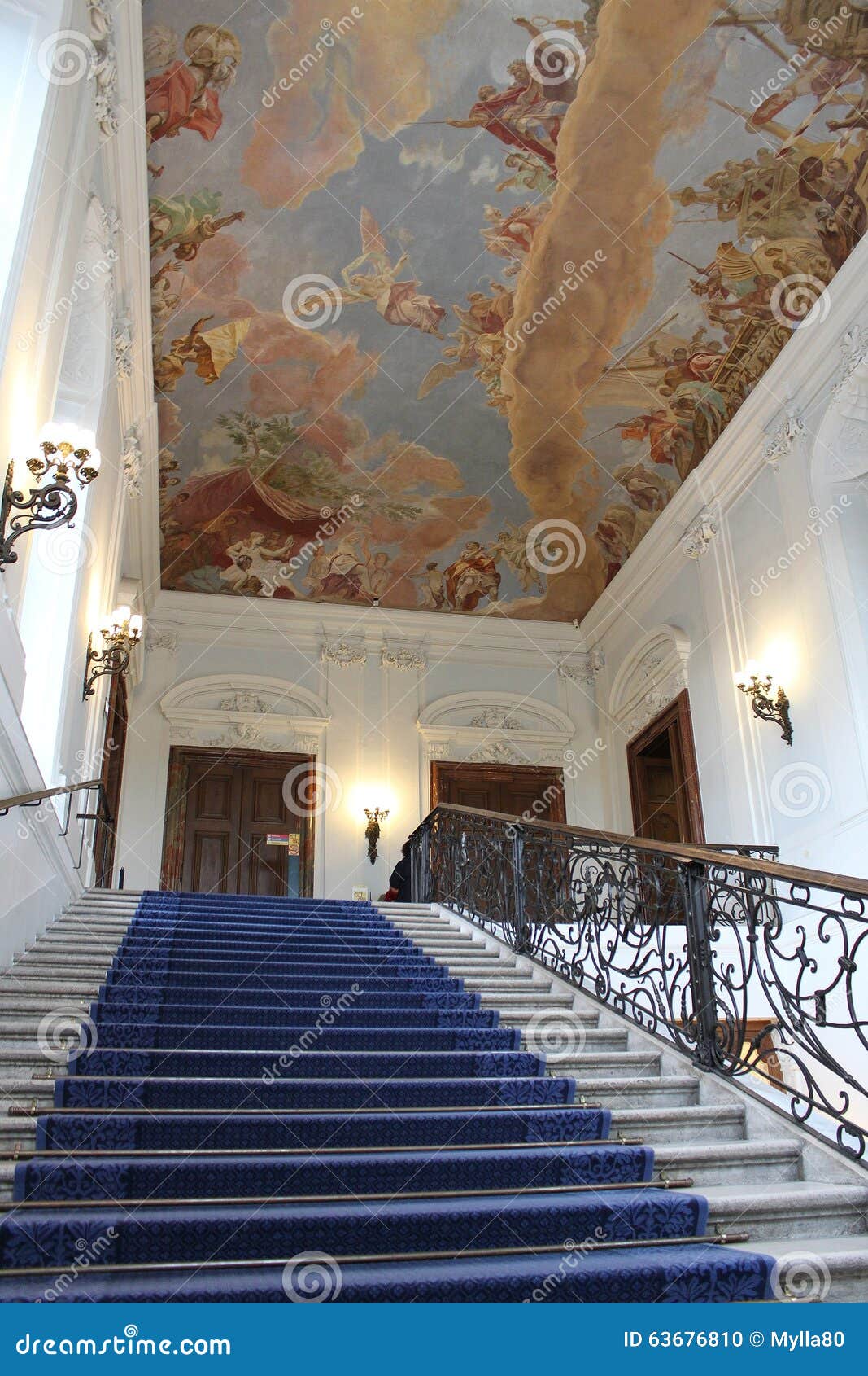 Scala Blu Nel Castello Di SchÃ¶nbrunn Immagine Editoriale - Immagine di ...