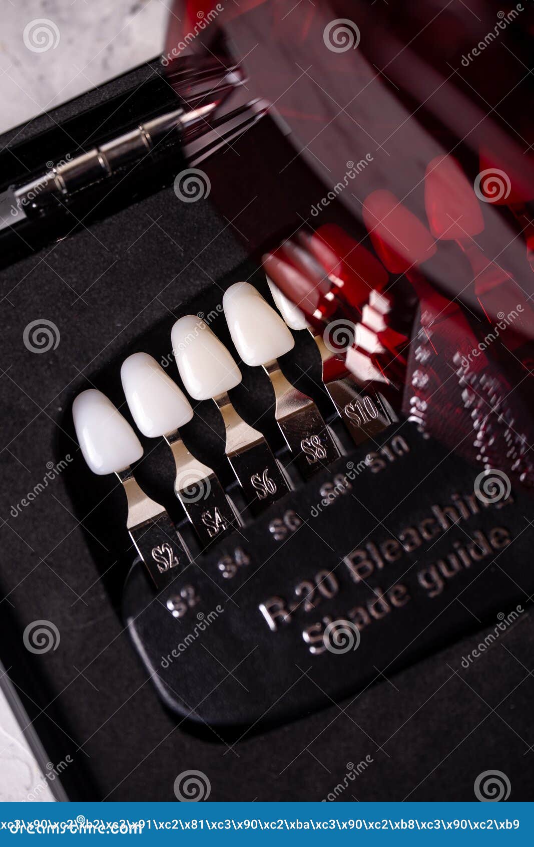 A Scale for Checking the Color of Teeth in Close-up. Cosmetic Dentistry ...