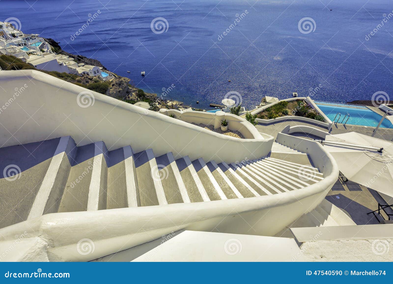 Scale Nel Mare, Isola Di Santorini - Grecia Fotografia Stock - Immagine ...