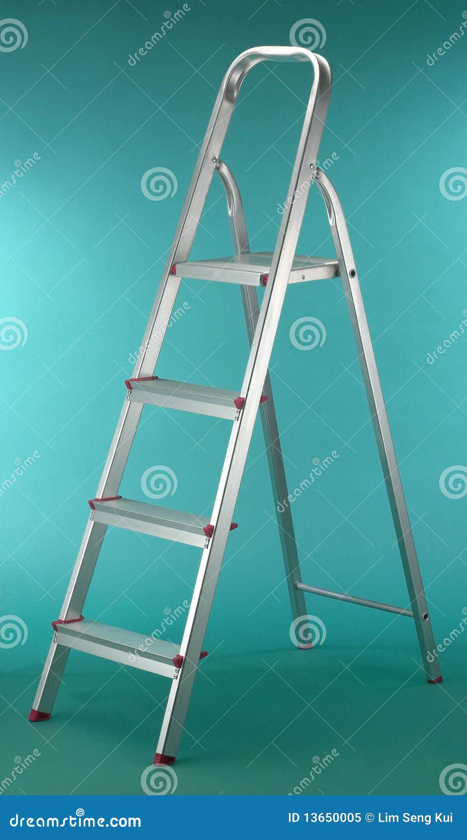 Scaletta immagine stock. Immagine di scaletta, apparecchiatura - 13650005