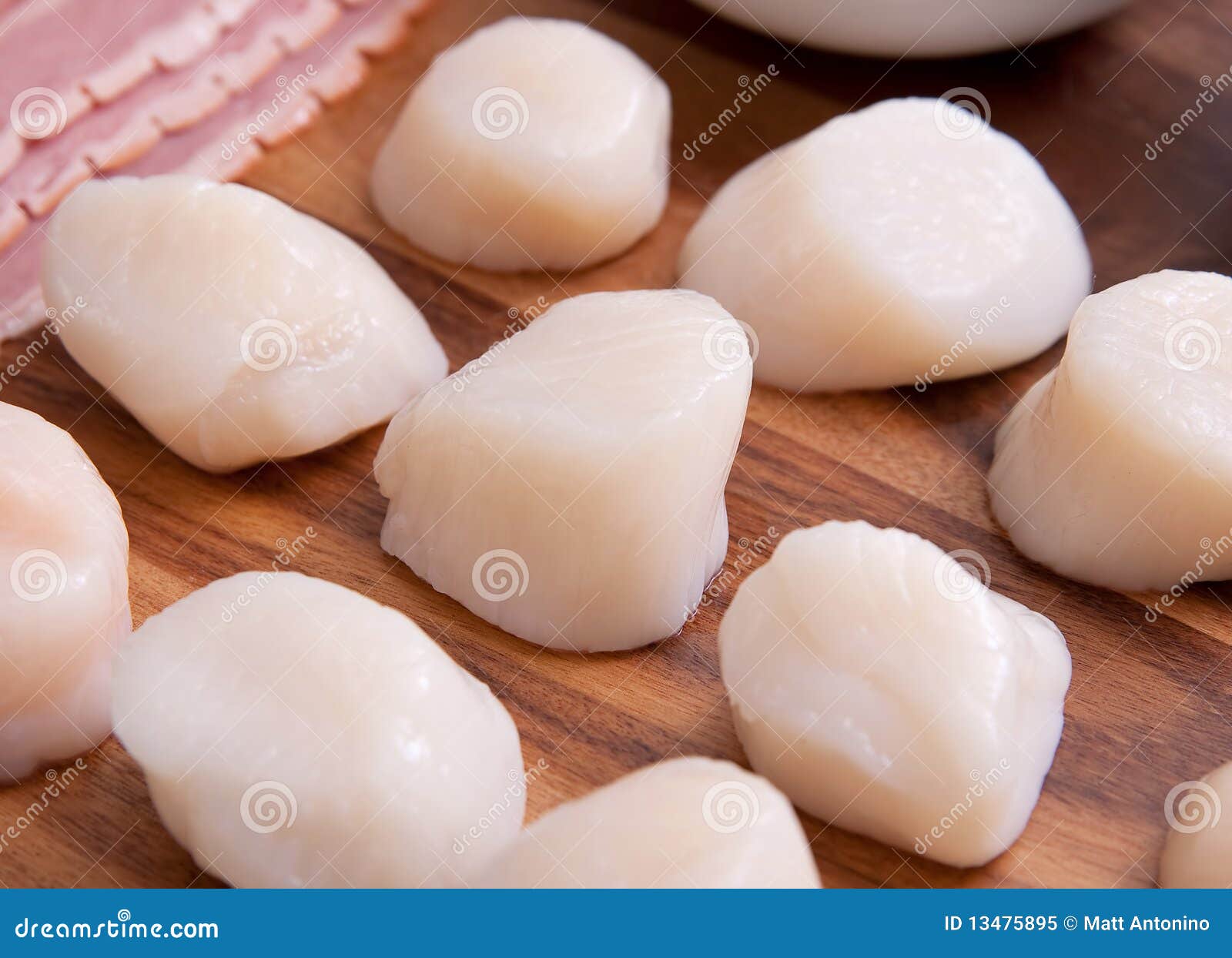 Scallops on a Cutting Board Stock Image - Image of lunch, delicious ...