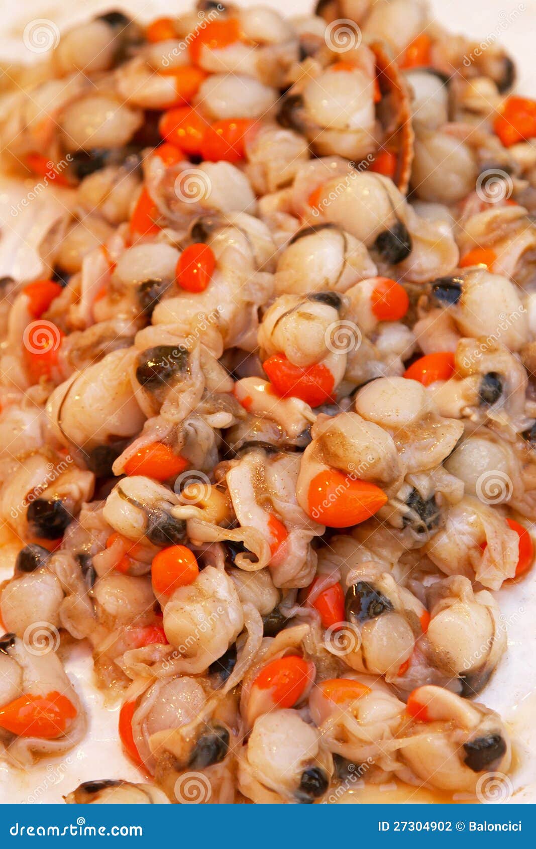 Scallops with roe stock photo. Image of catch, fresh - 27304902