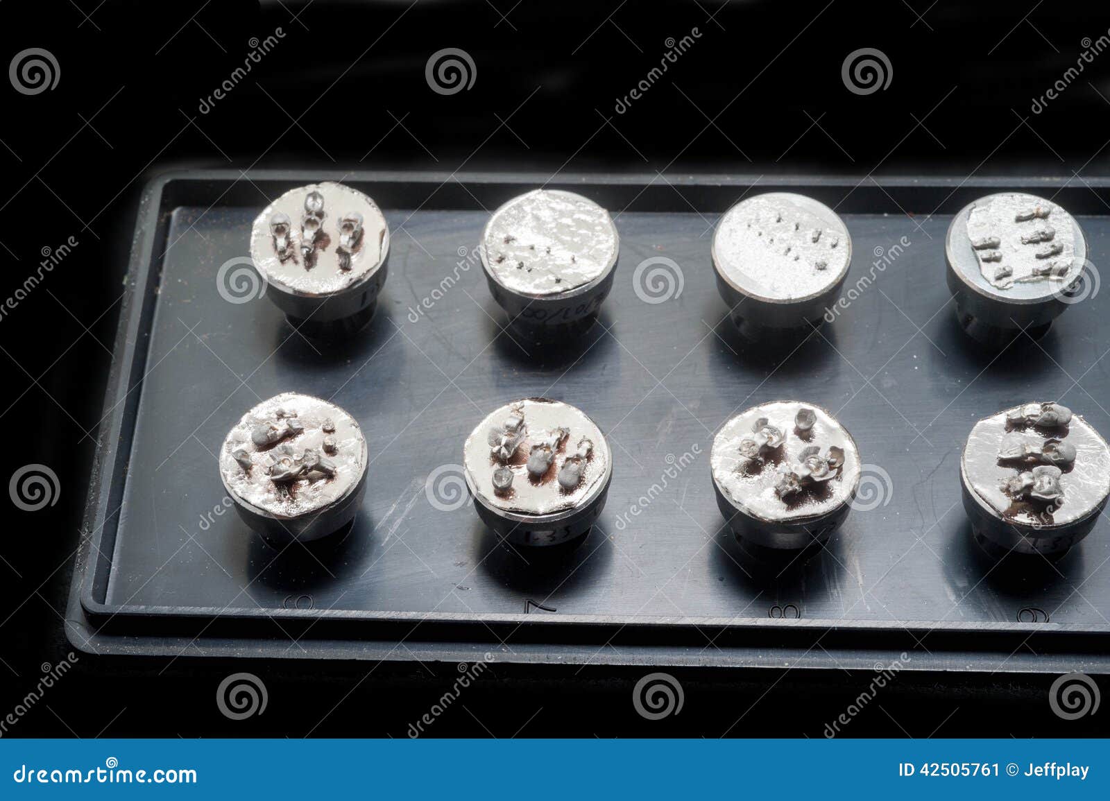 Scanning Electron Microscope Sample Stock Image - Image of conductive ...