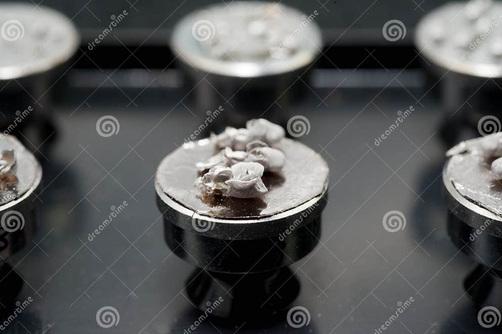Scanning Electron Microscope Sample Stock Image - Image of samples ...