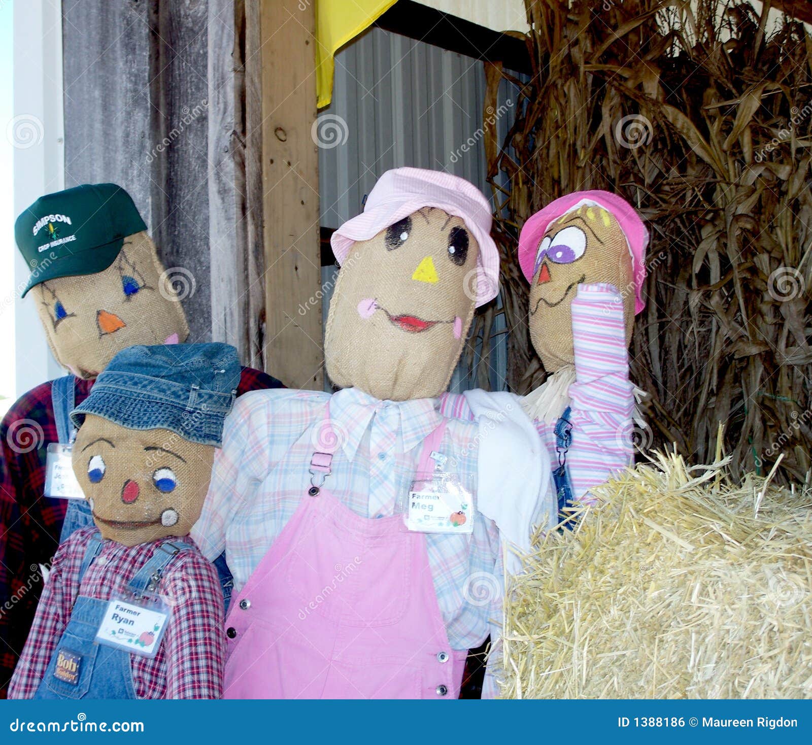 Scarecrow Family Picture. Image: 1388186