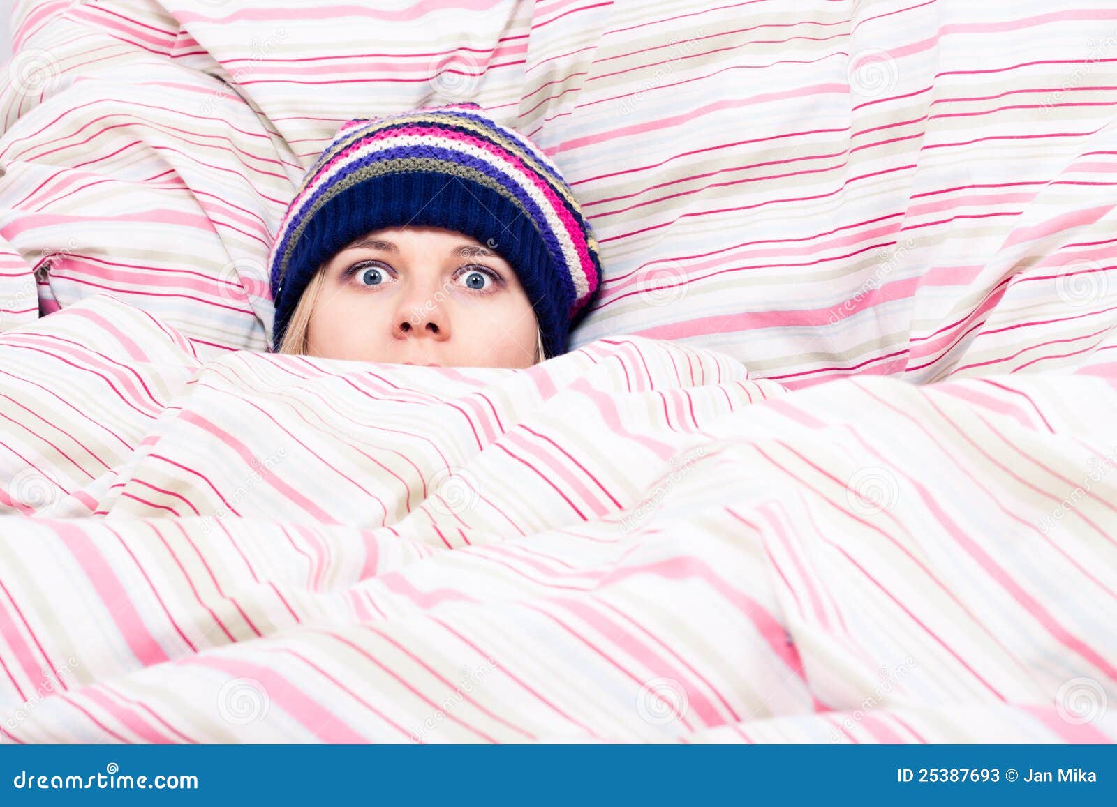 Scared Woman Hiding in Duvet Stock Image - Image of bedtime, cold: 25387693