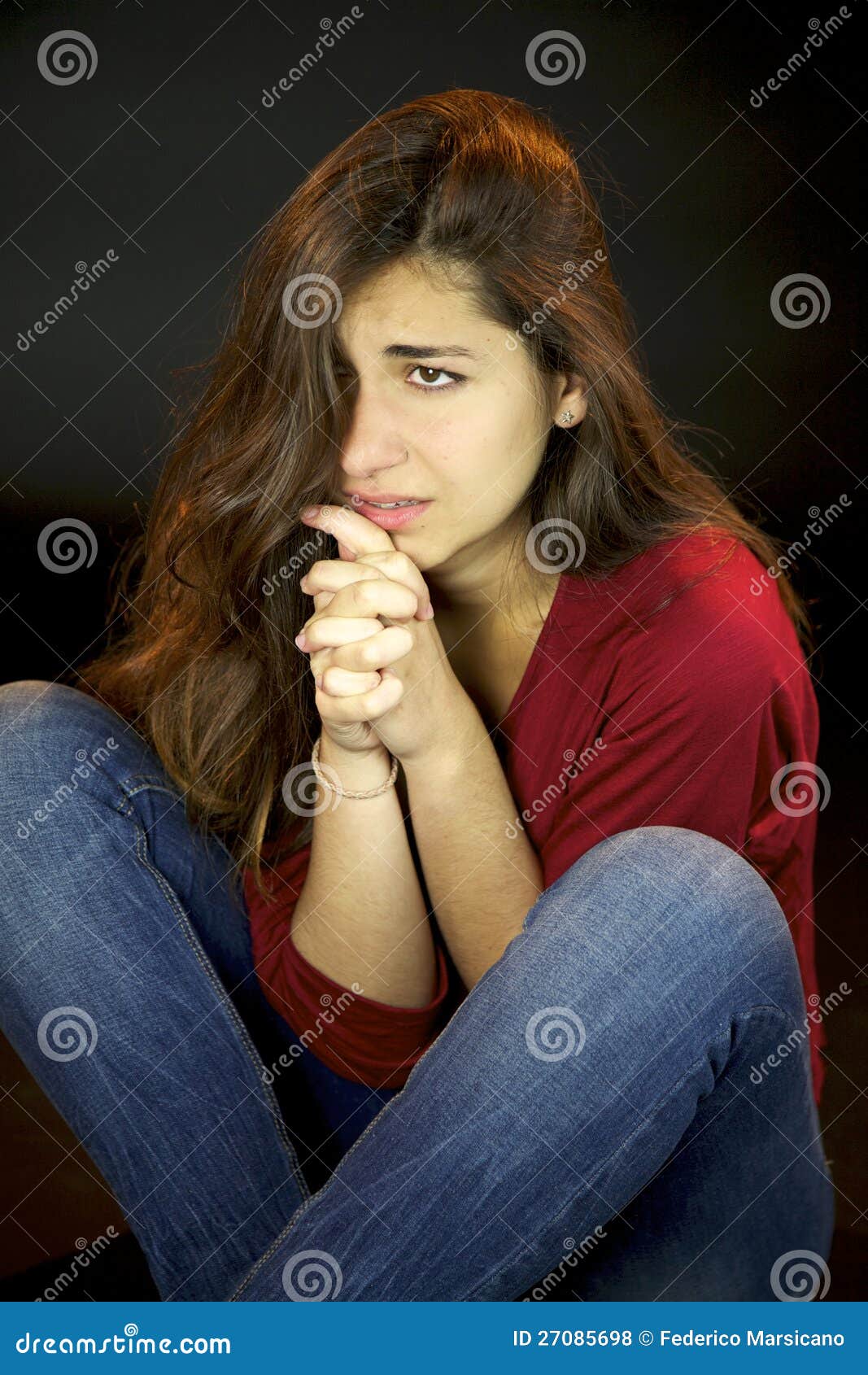 Scared young woman stock photo. Image of hide, afraid - 27085698