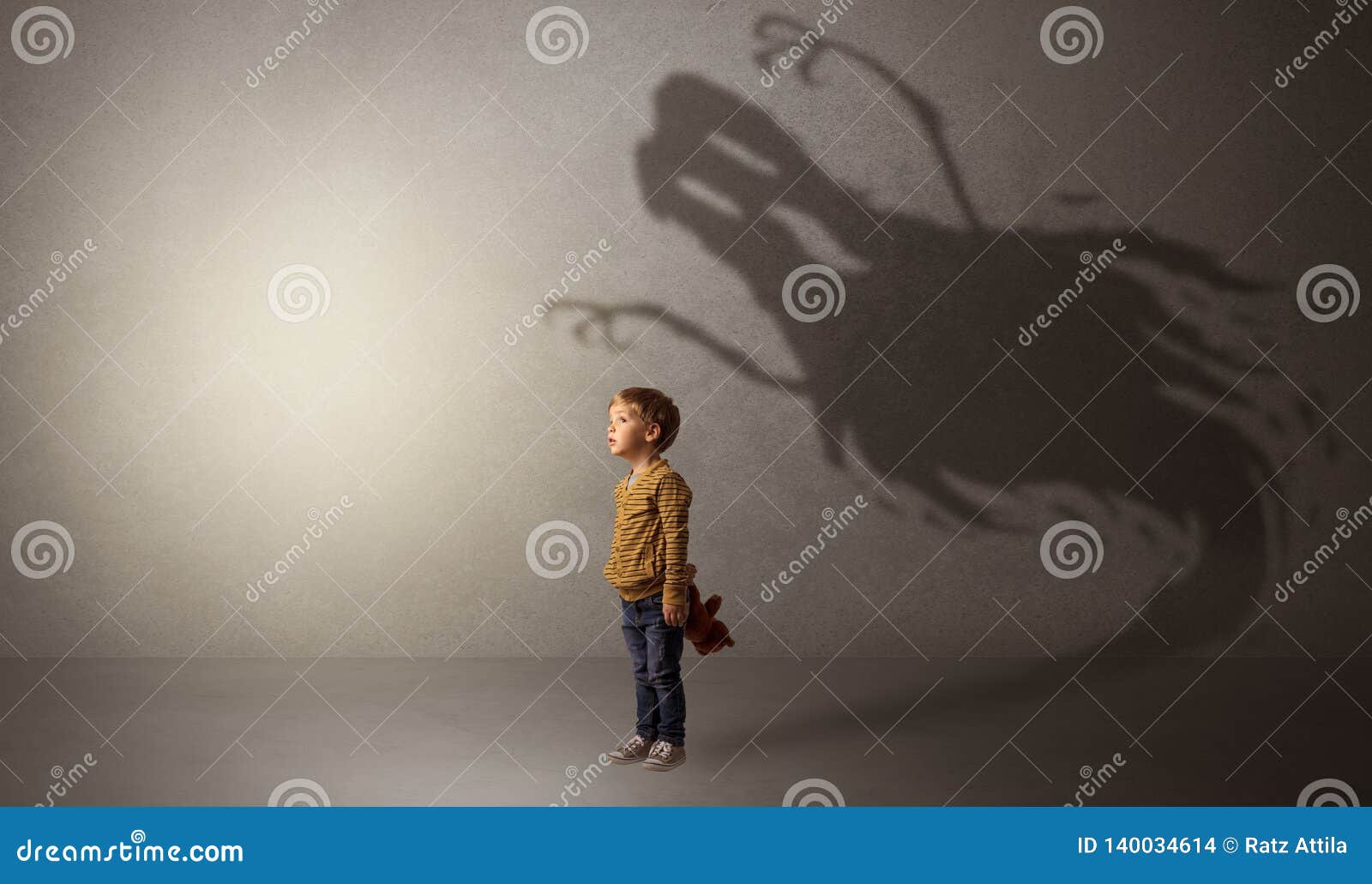 Scary Ghost Shadow Behind Kid Stock Illustration - Illustration of ...