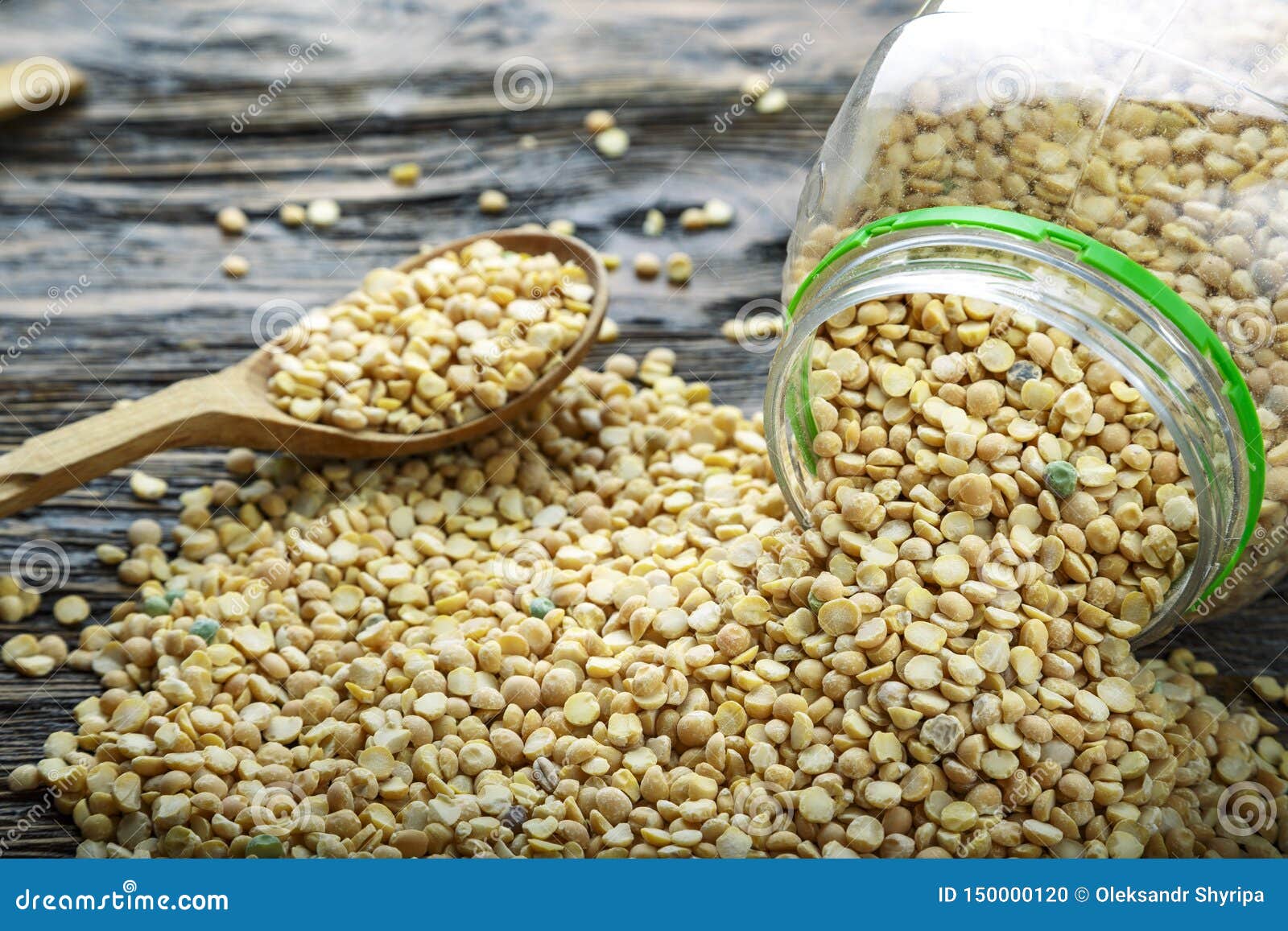 Scattered As a Background of Dry Yellow Peas Stock Photo - Image of ...