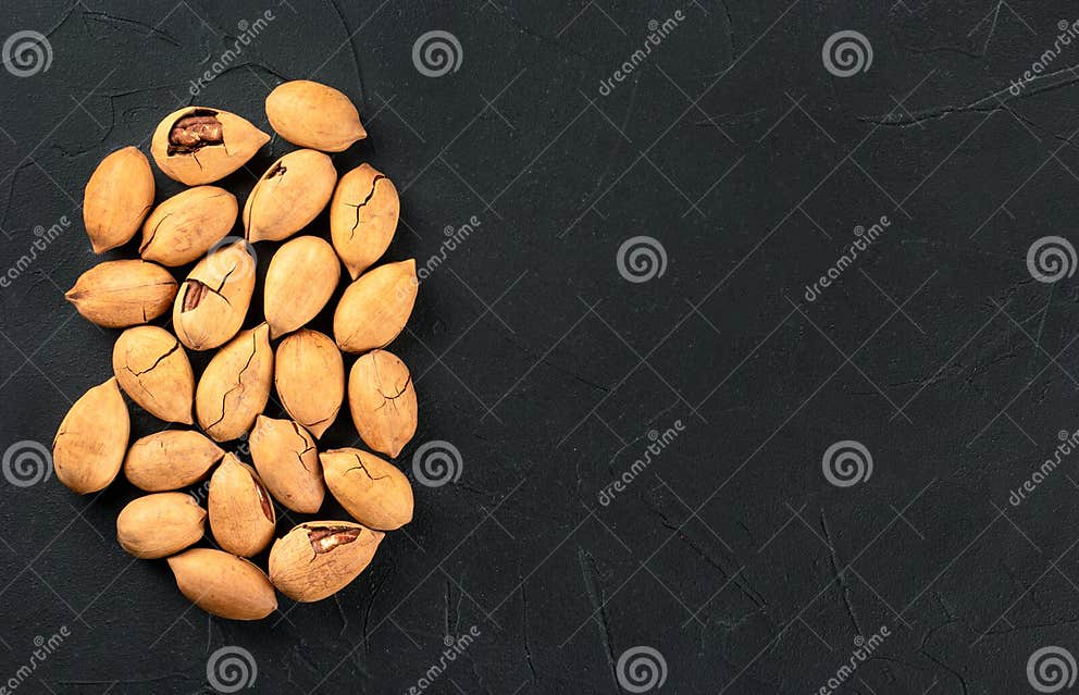 Pecan nut in shell stock image. Image of mineral, crunchy - 250831455