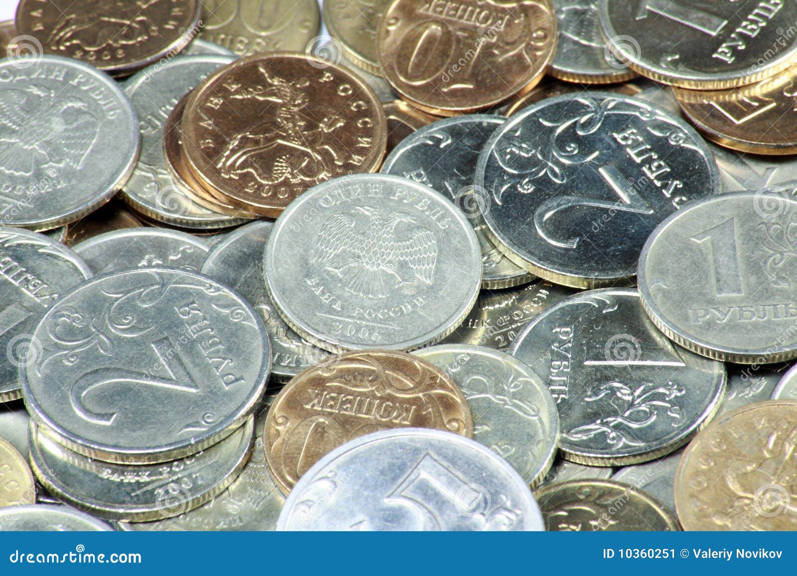 Scattering of coins stock image. Image of accumulate - 10360251