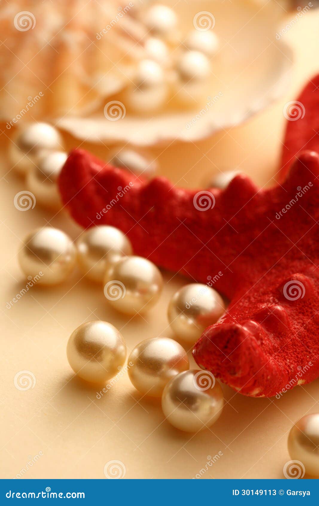 Scattering white pearls stock image. Image of fashion - 30149113