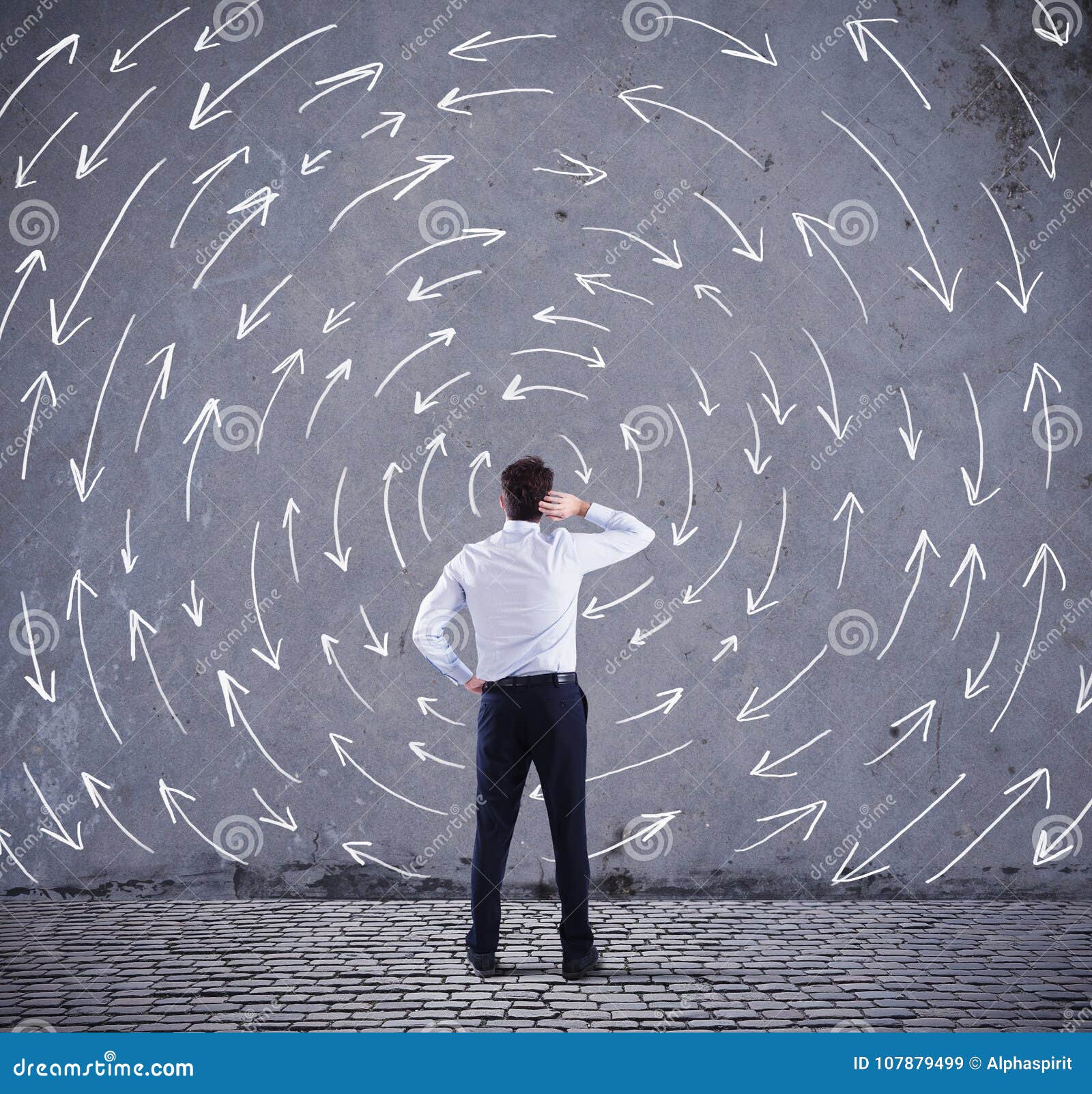 Scelte Difficili Di Un Uomo D'affari Concetto Di Confusione Immagine ...