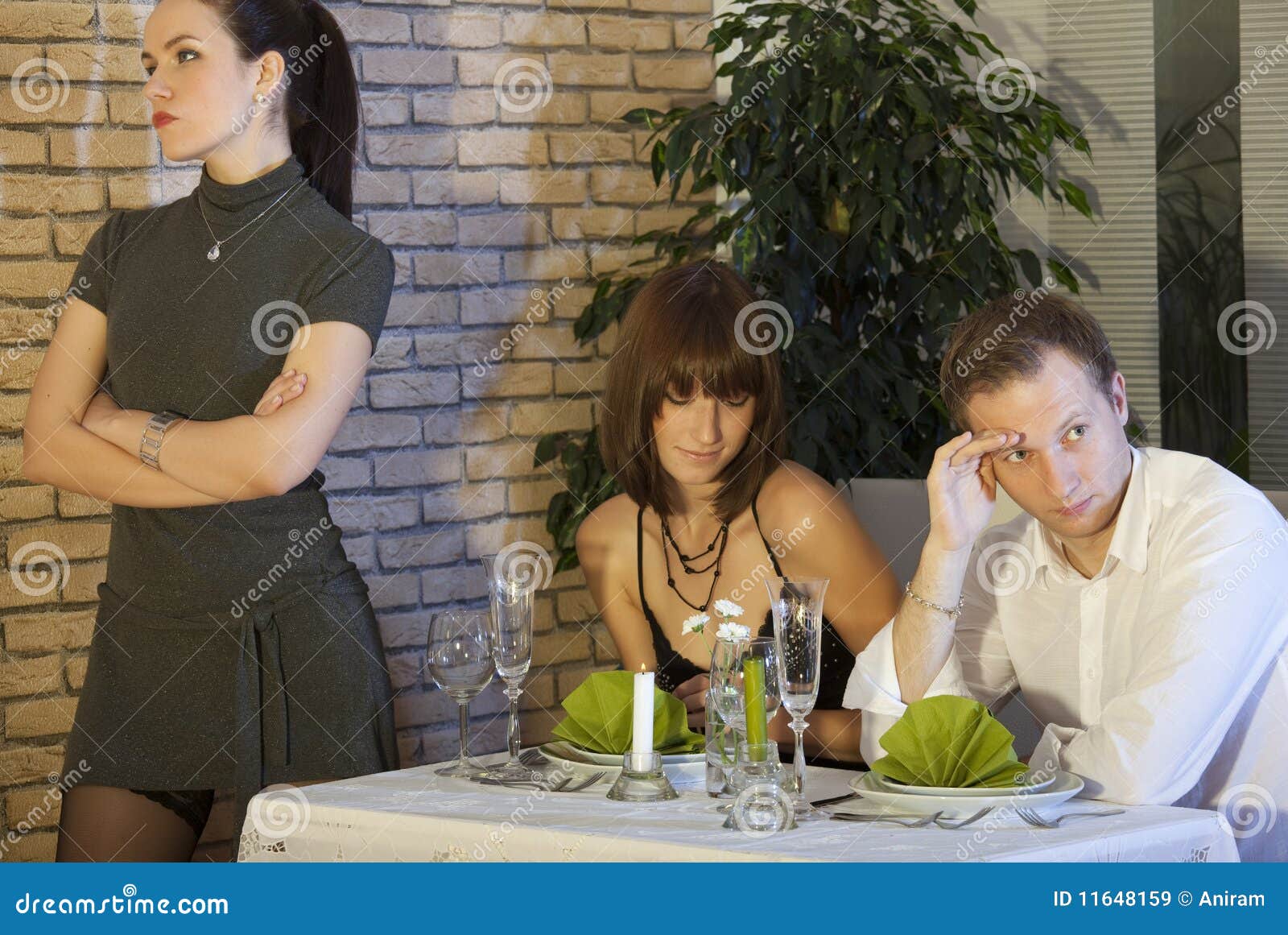 Scena Di Gelosia in Ristorante Immagine Stock - Immagine di conflitto ...