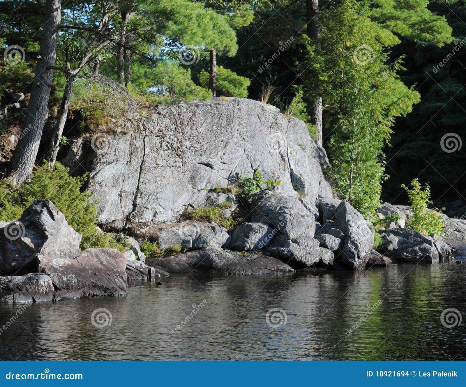 Scene with Cliffs on a River Stock Photo - Image of granite, muskoka ...
