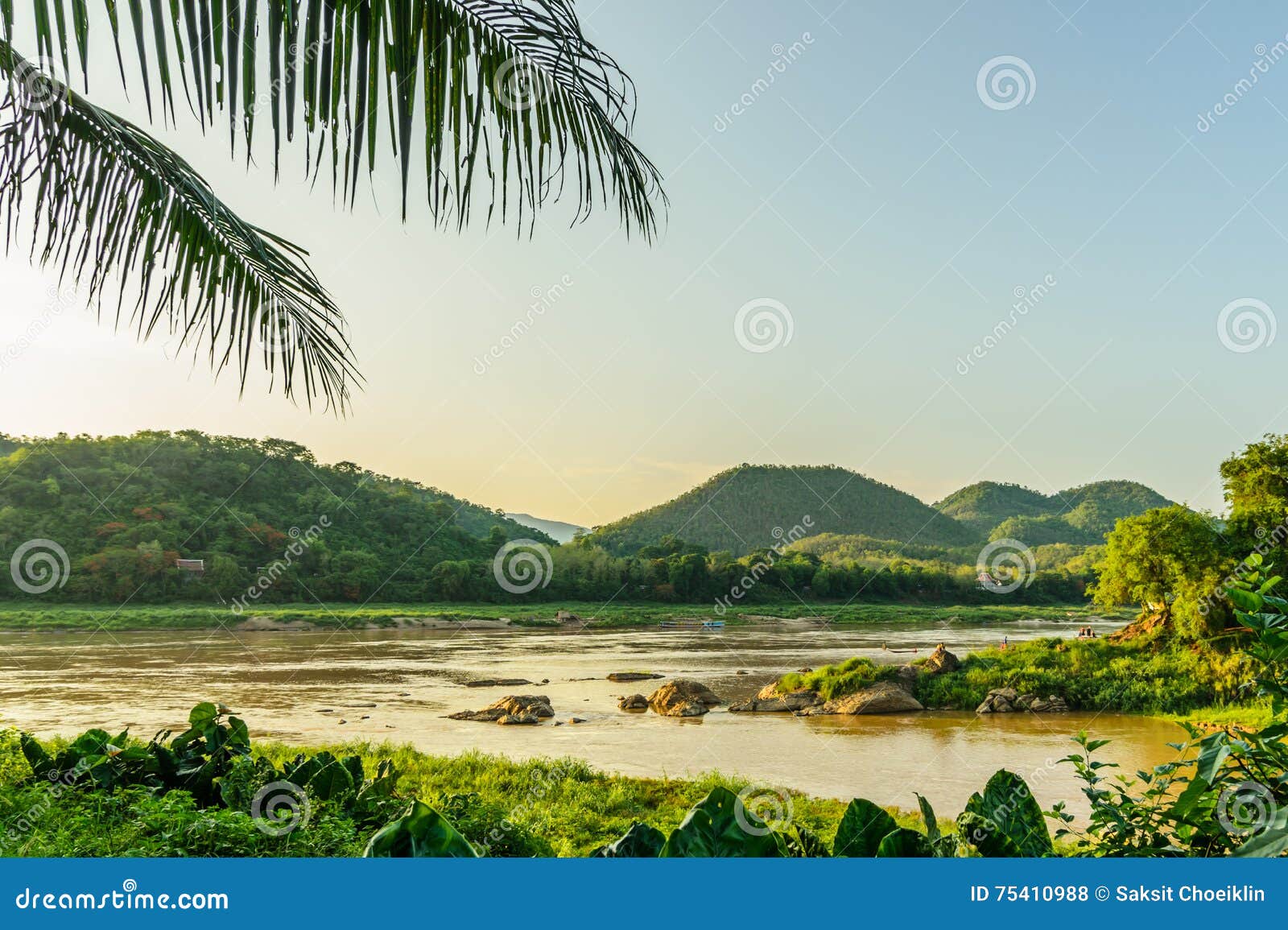 Scene of kan river stock photo. Image of curve, boat - 75410988