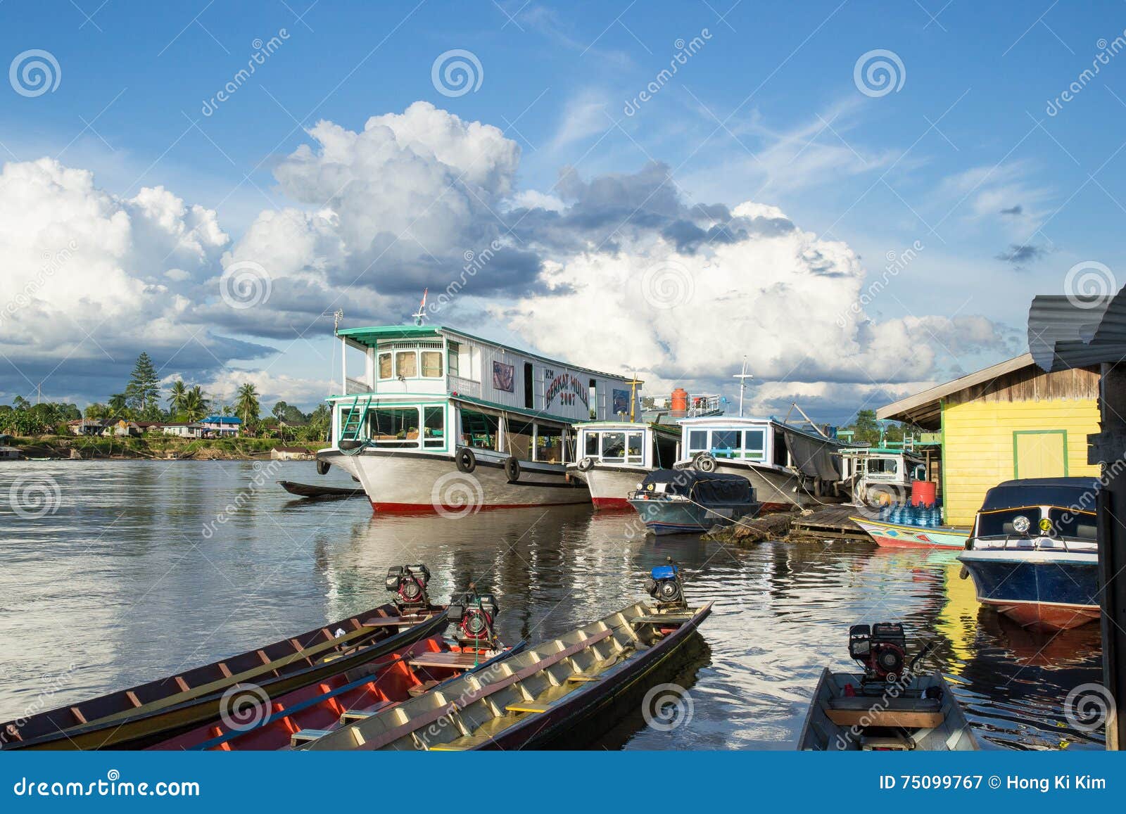 Scene of Mahakam River, Borneo 1 Editorial Photography - Image of boat ...