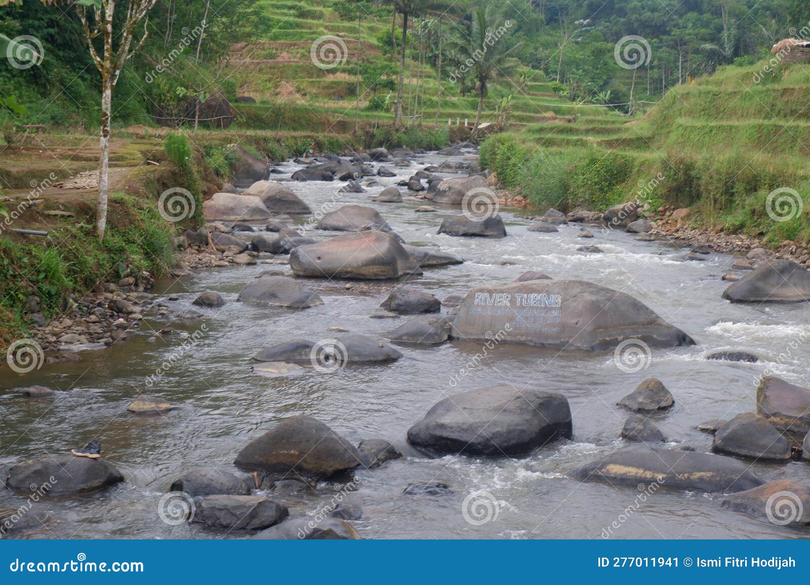 The Flow of the River that Flows between Rocks Stock Image - Image of ...