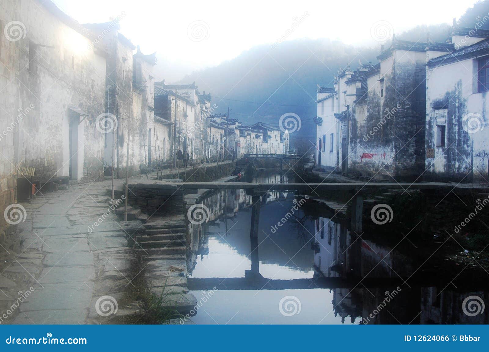 Scenery of Chinese Countryside Stock Photo - Image of building, mirror ...