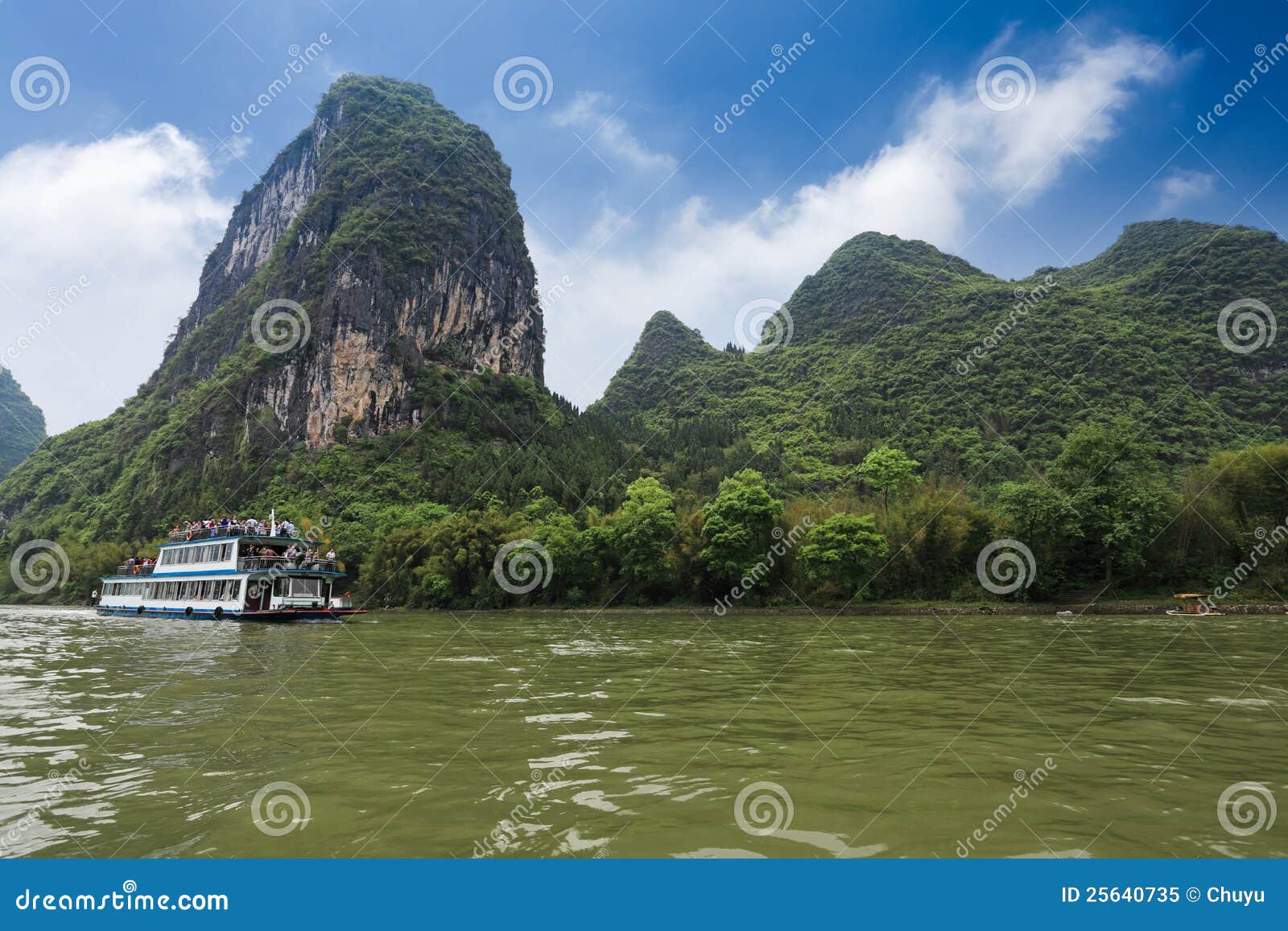 Scenery of Lijiang River in Guilin Stock Image - Image of attraction ...